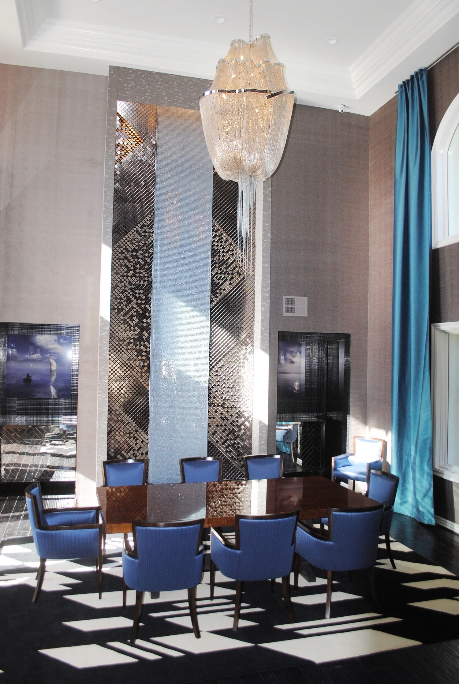 L2O Maintenance Free Water Features and Liquid Walls.