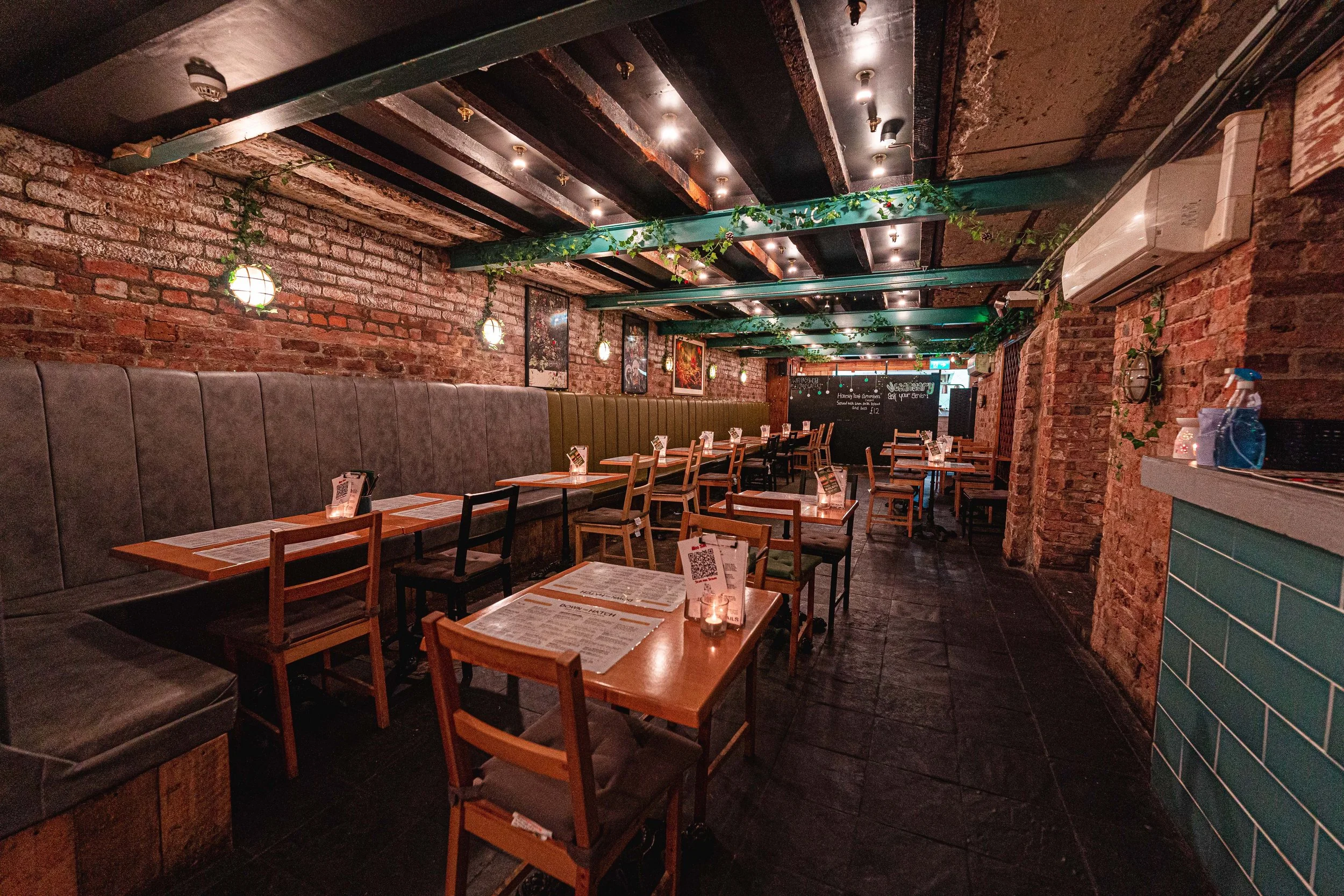 DOWN THE HATCH & Woo Tan Scran