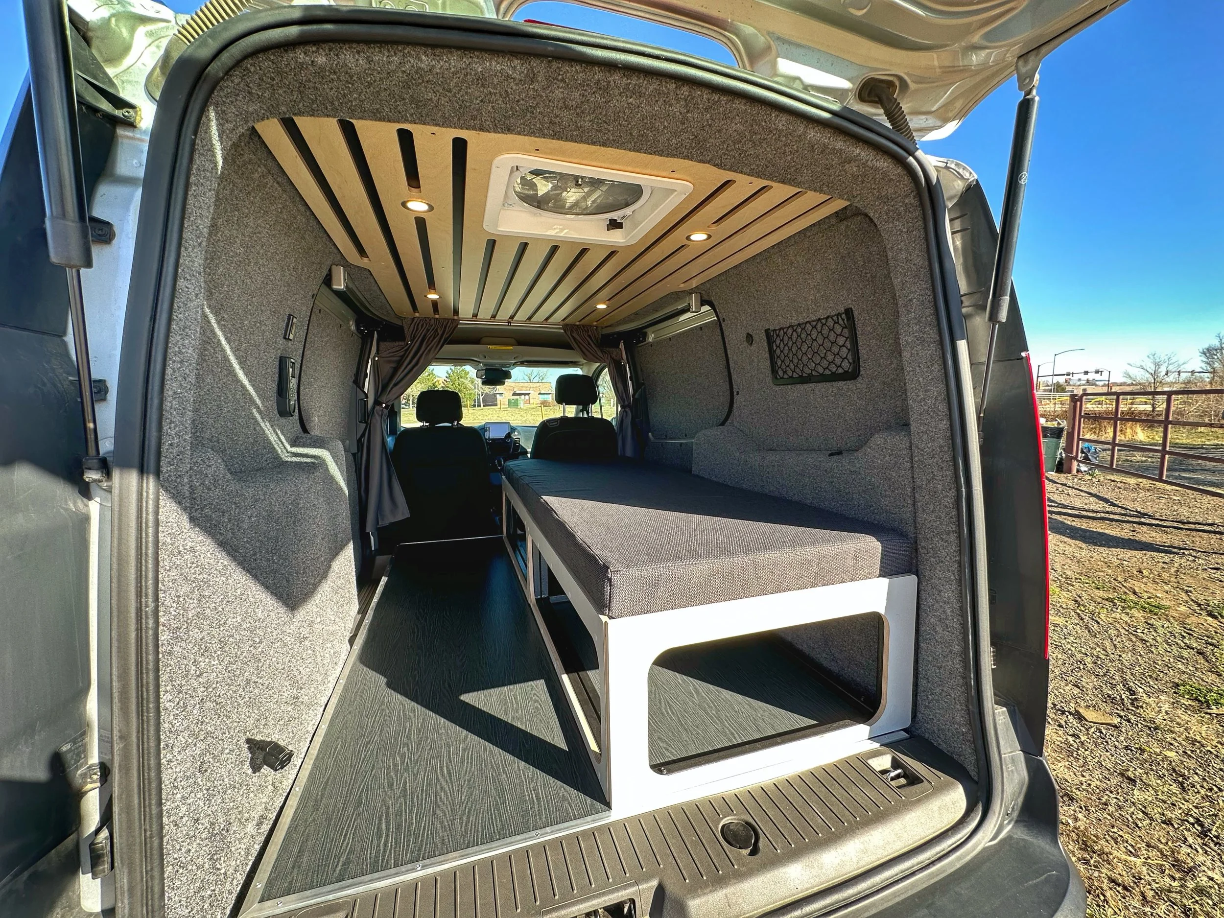 Transit Connect Camper - Contravans