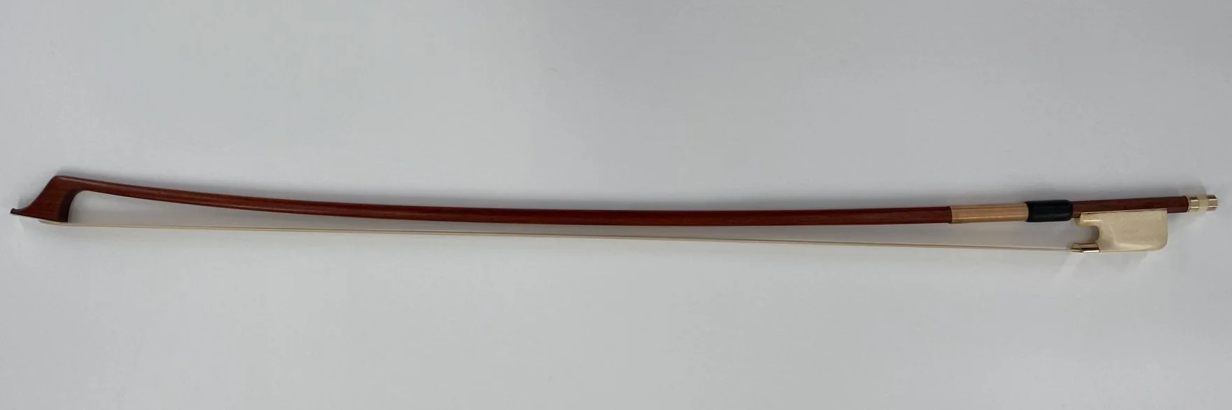 RKT-2613 Reid Hudson Gold Mounted Cello Bow