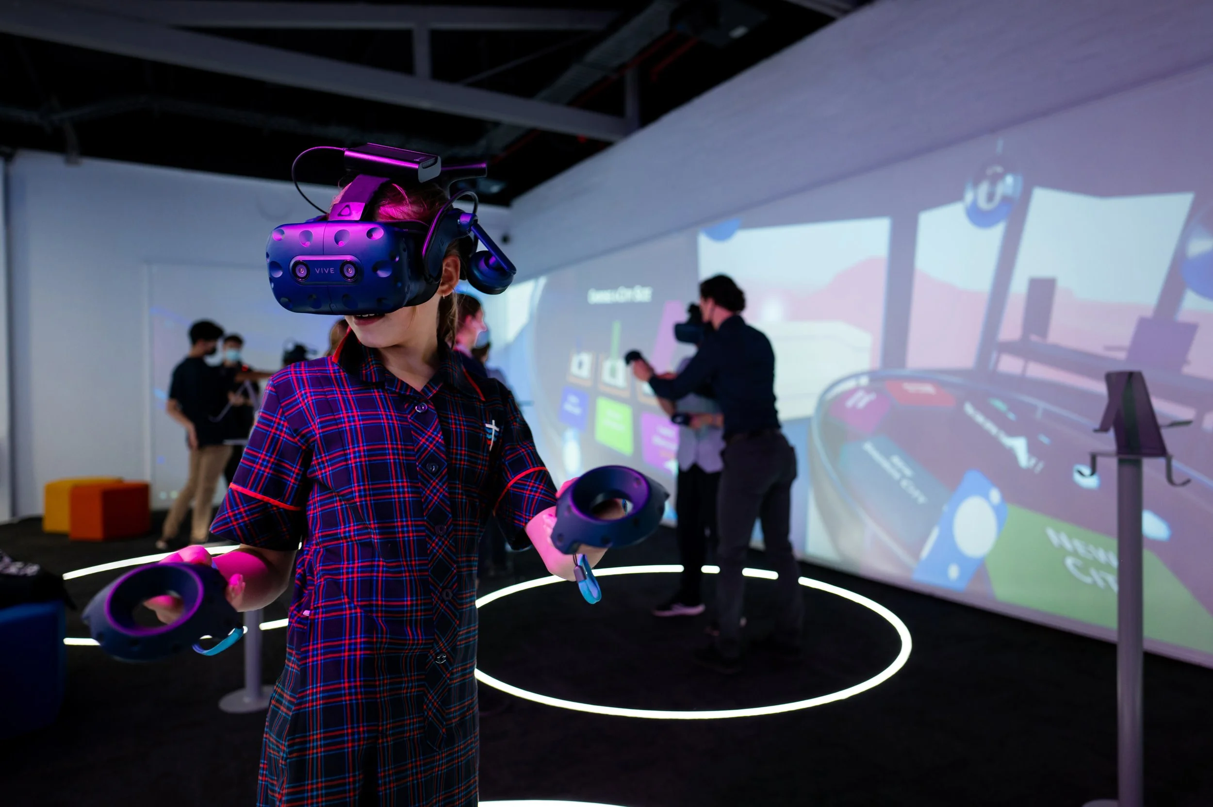 Here’s How to Incorporate Immersive Technology Into Your School for the ...