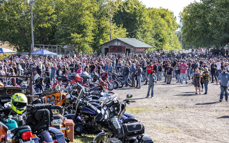 Silo Photos — Psycho Silo Saloon