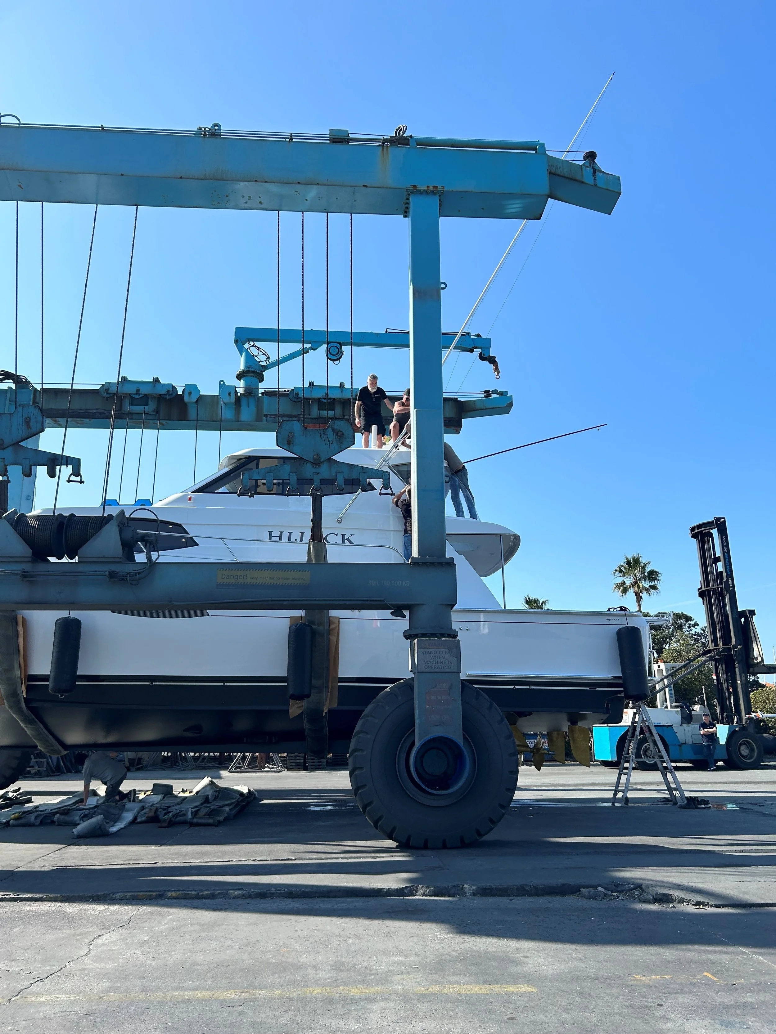 Hijack — Weber Marine