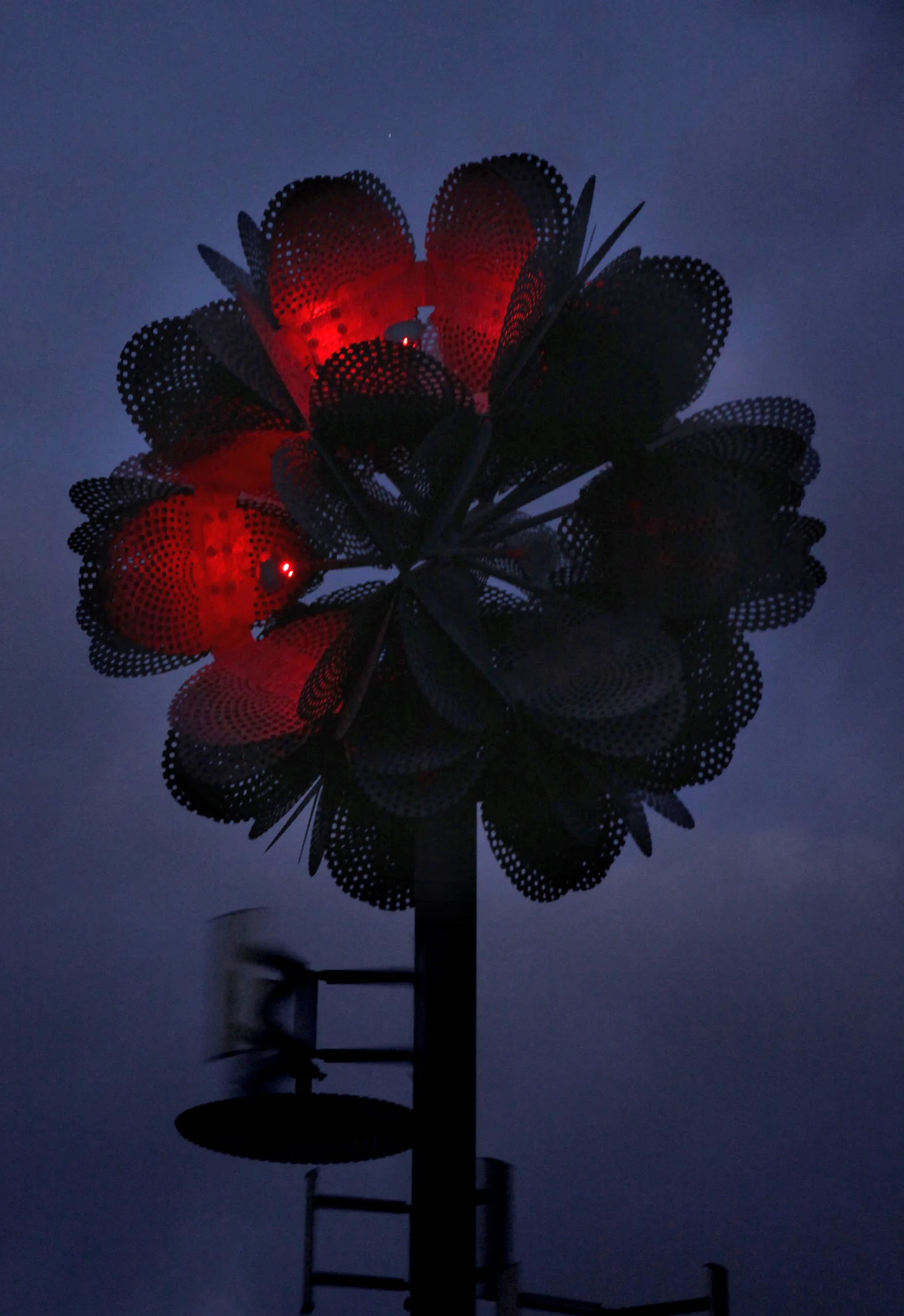 Future Flower | Renewable Energy Sculpture — tonkin liu