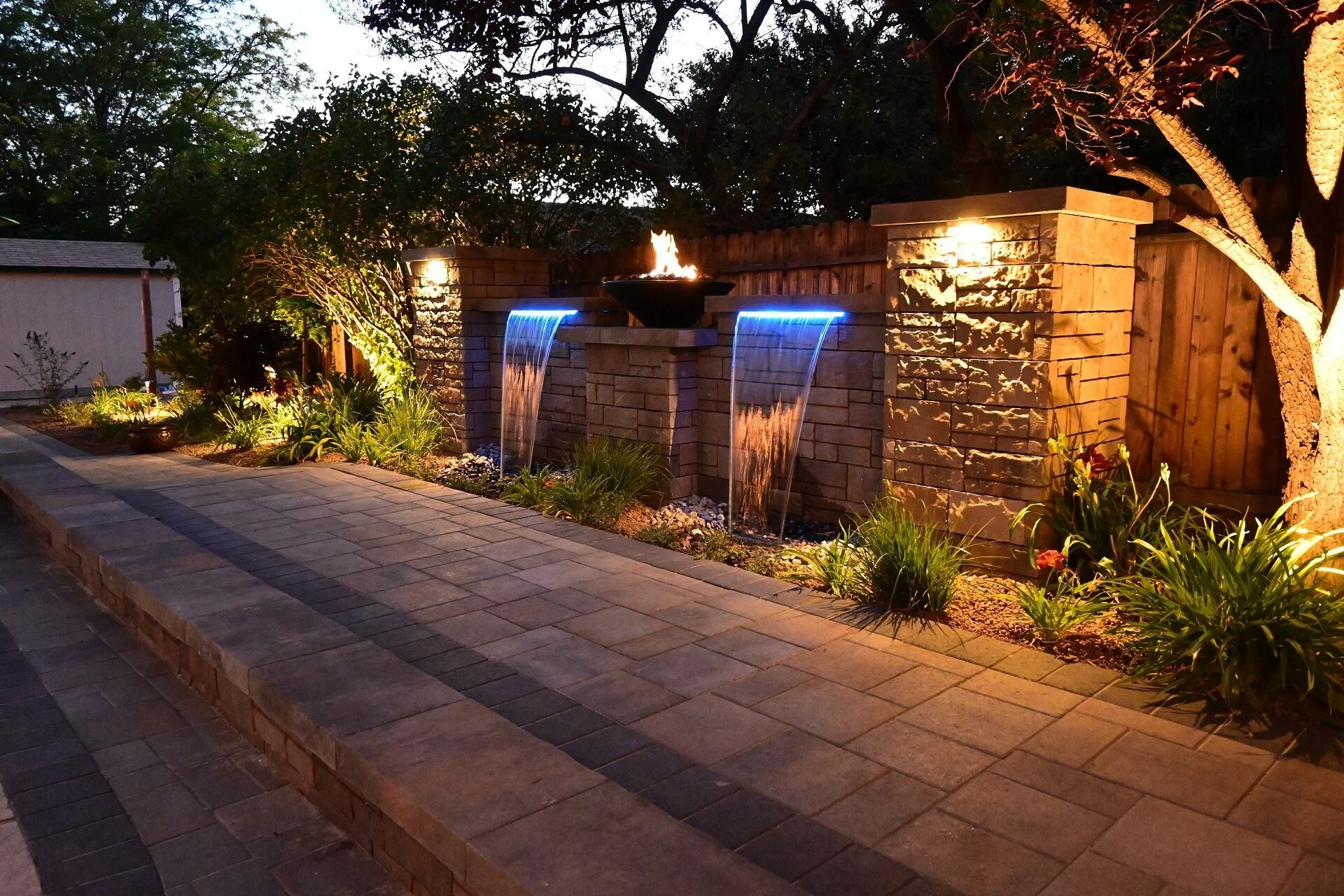 Martis Camp, CA Landscape Lighting, Poolscapes, Water Features, Shade ...