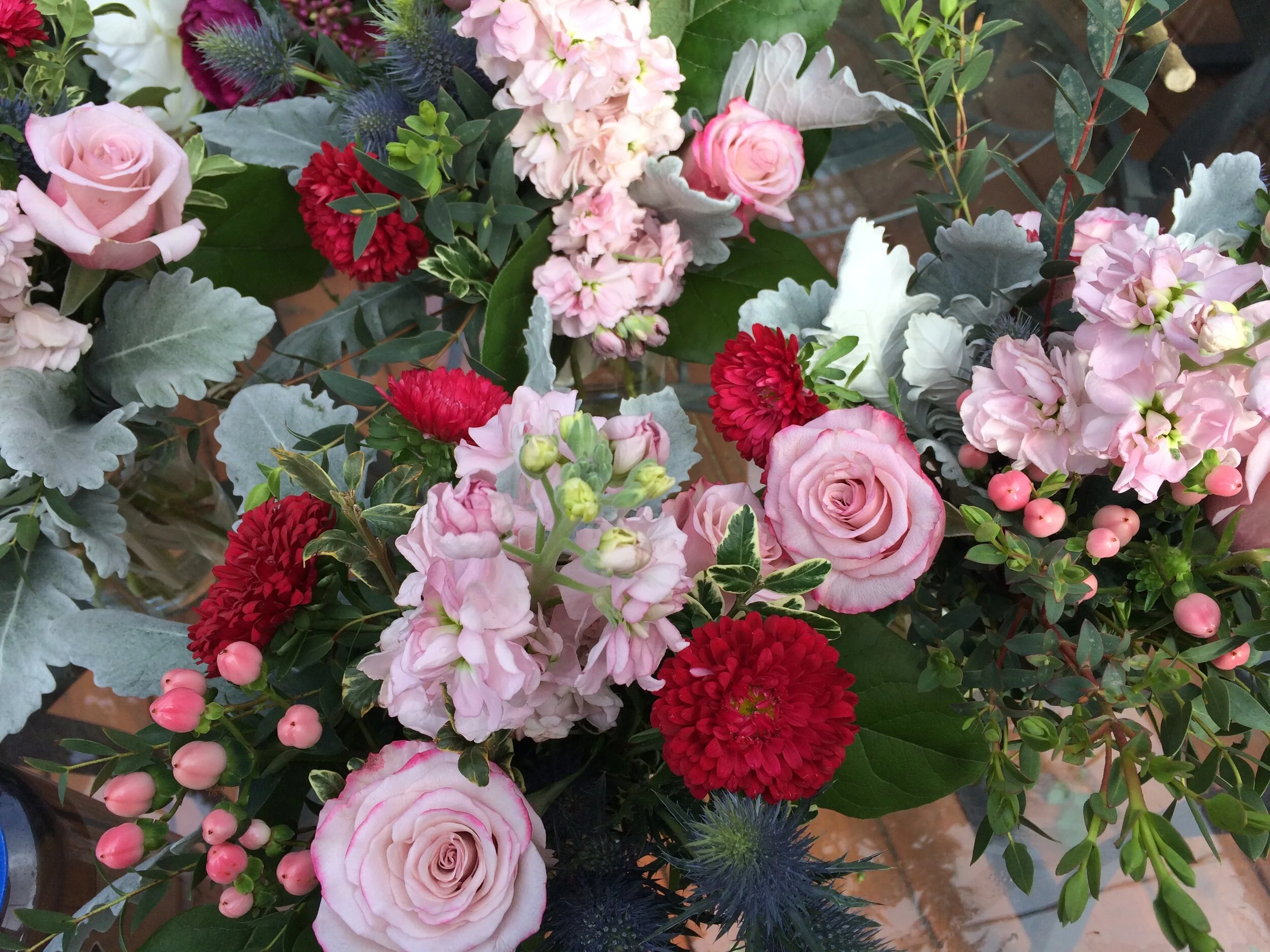 Hen & Chicks Shop Flowers Calgary — Hen & Chicks