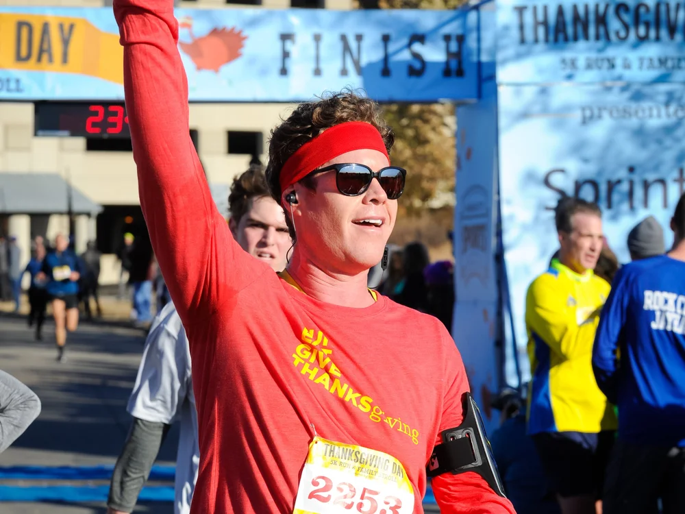 Thanksgiving Day 5K Run & Family Stroll Presented by T-Mobile — Kansas ...