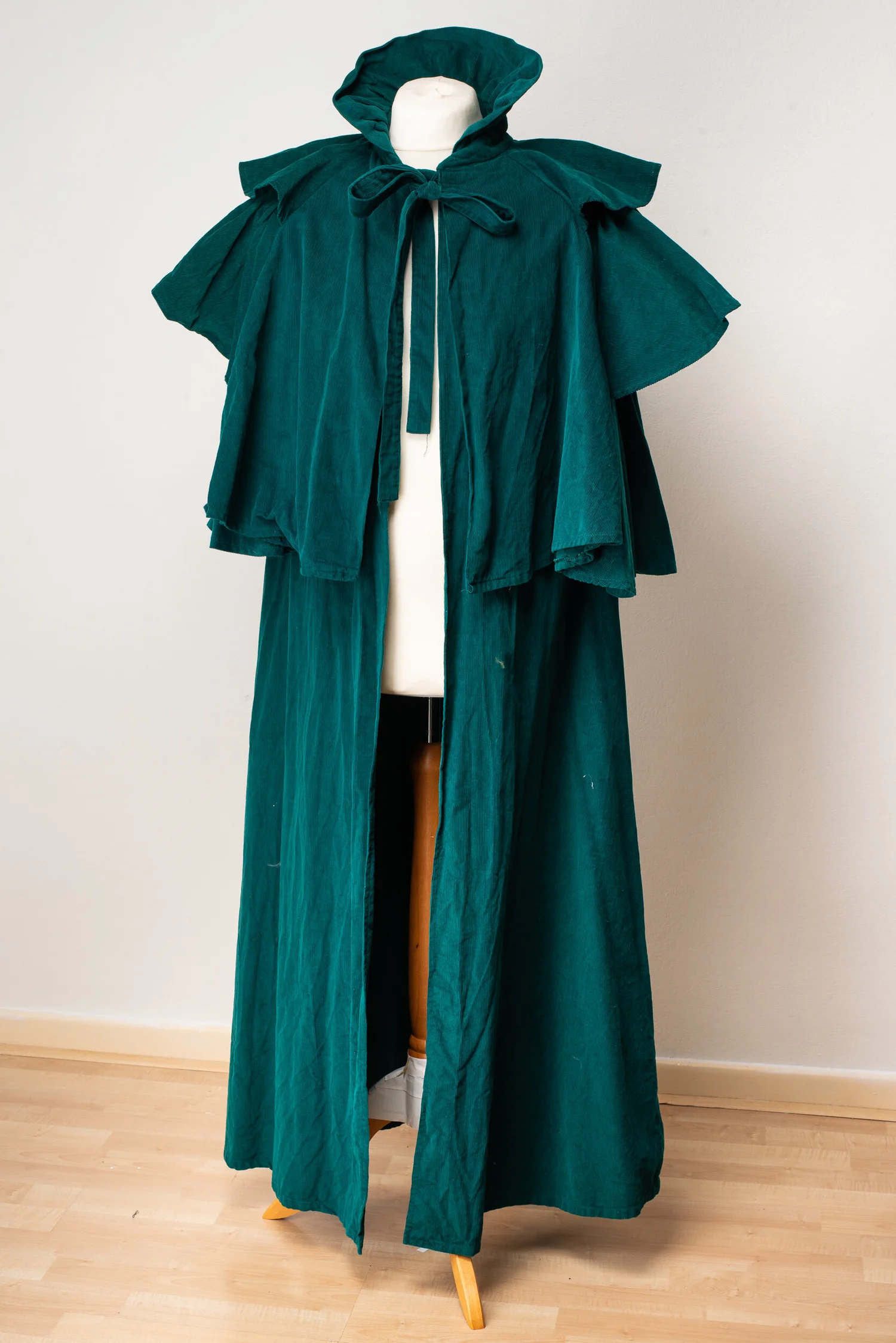 Costume Hire - Cinderella | Hot Rock