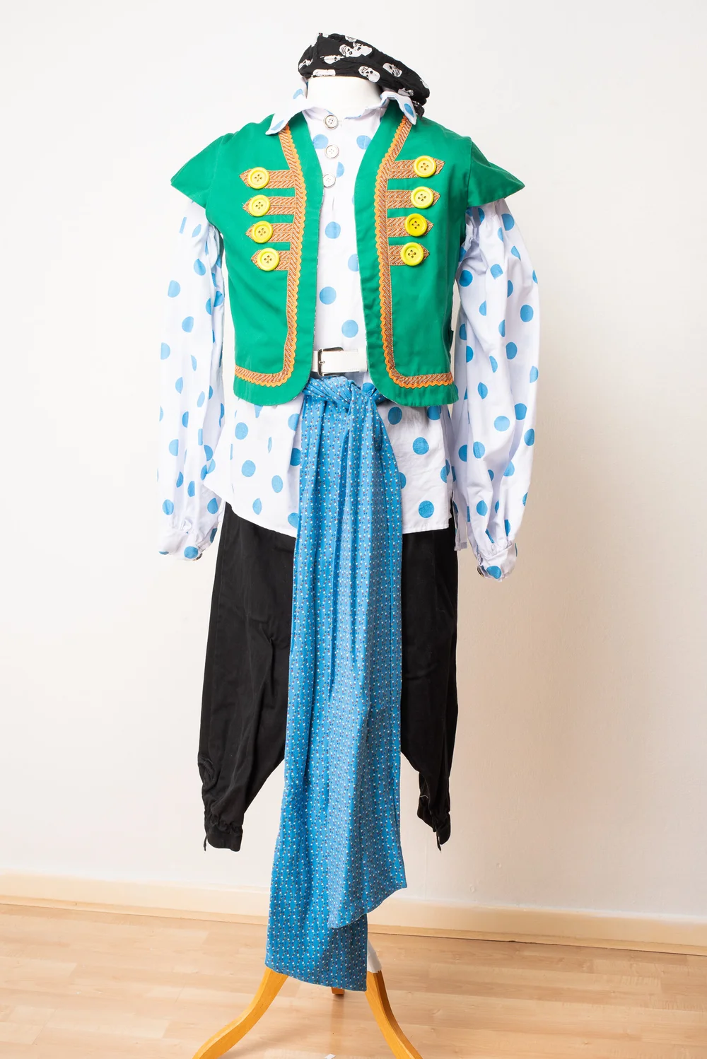 Costume Hire - Treasure Island / Pirates | Hot Rock