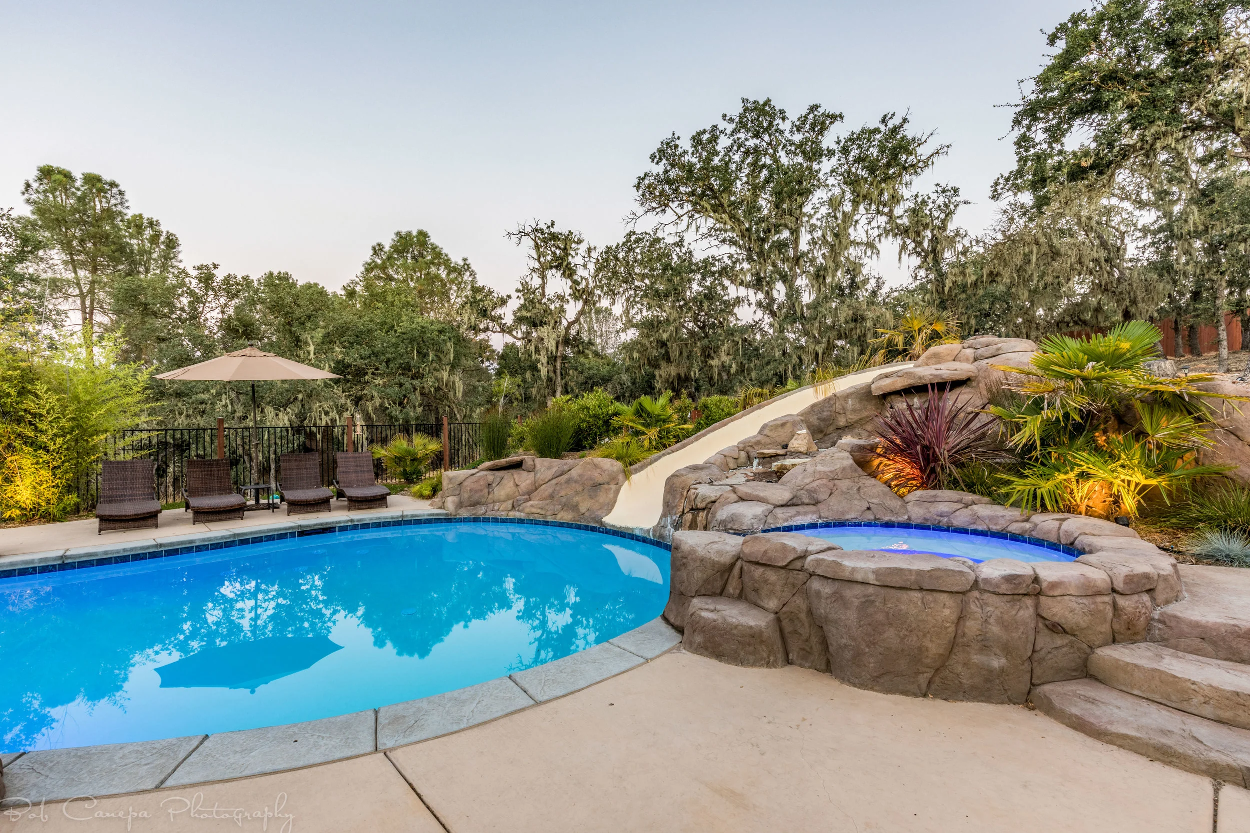 Hampton Court — Backyard Visions