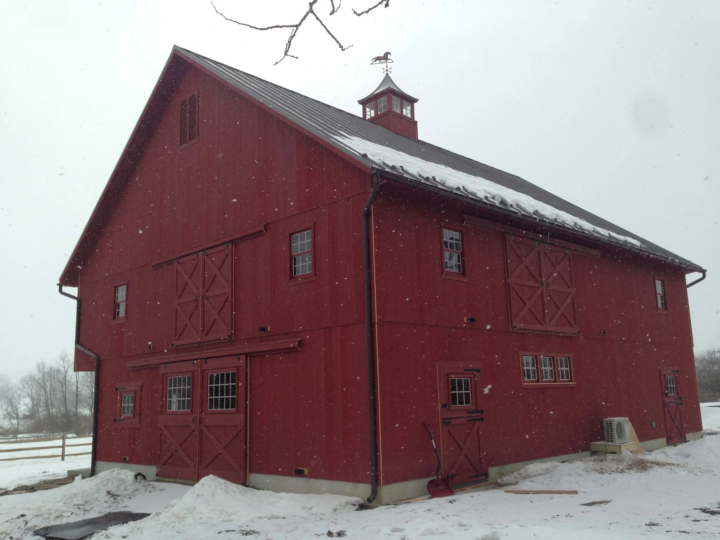 Post and Beam Bank Barns | Groffdale Barns - Modular Barns and Amish ...