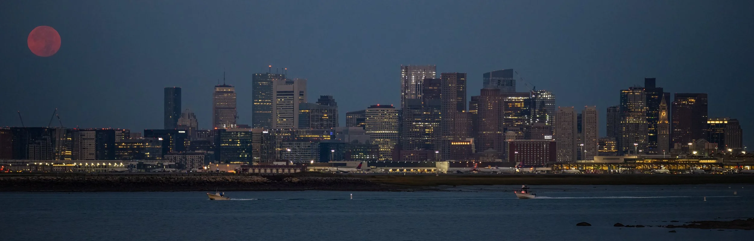 September 2022 Full Harvest Moon sets behind the Boston Skyline — 617 ...
