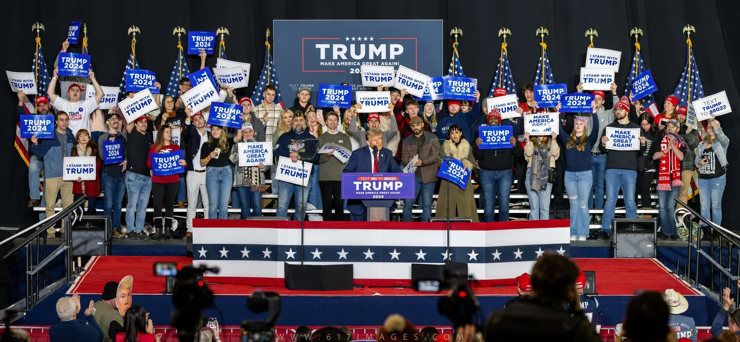 A Trump Rally to Remember: Packed Crowds, Political Heavyweights, and ...