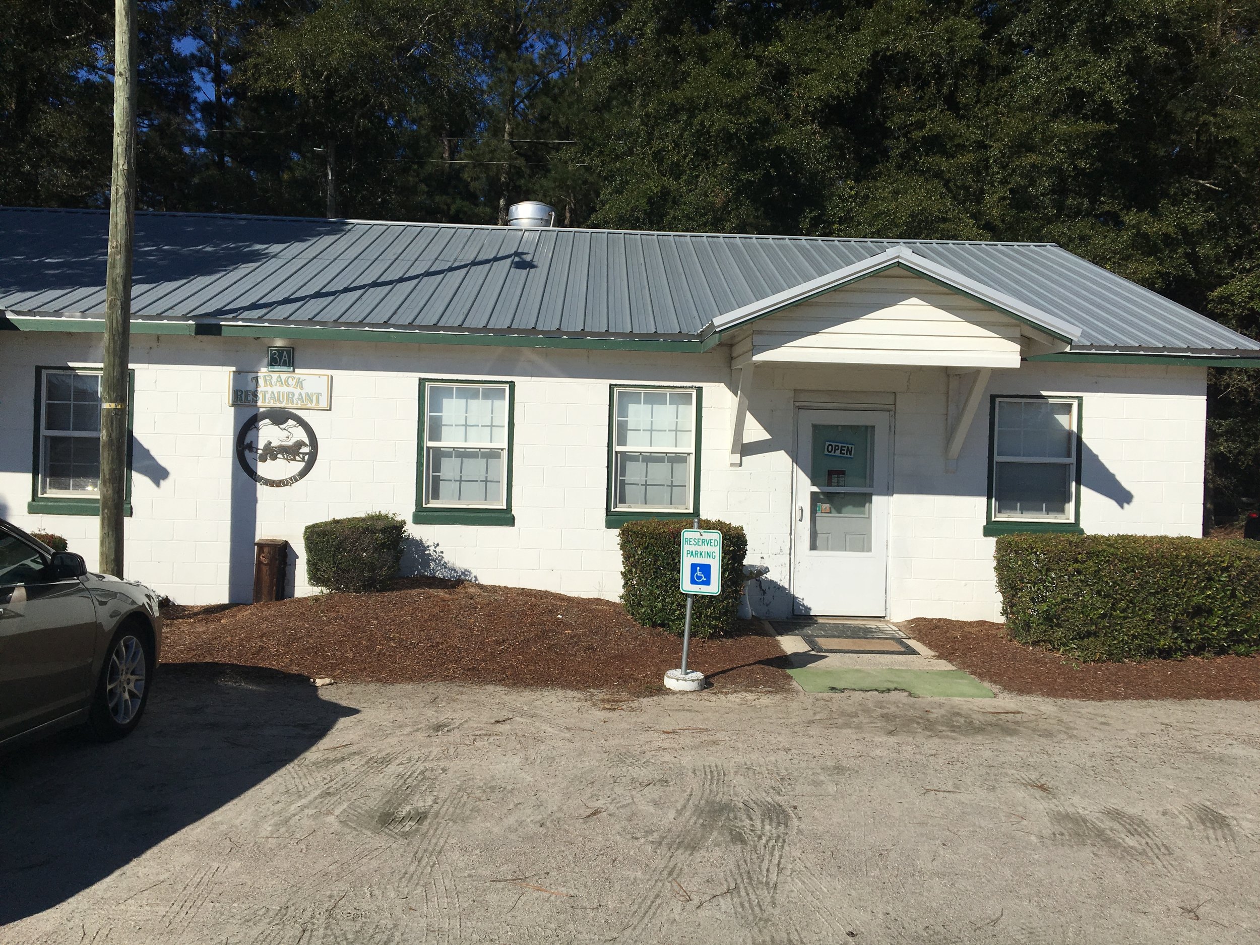 PINEHURST TRACK RESTAURANT