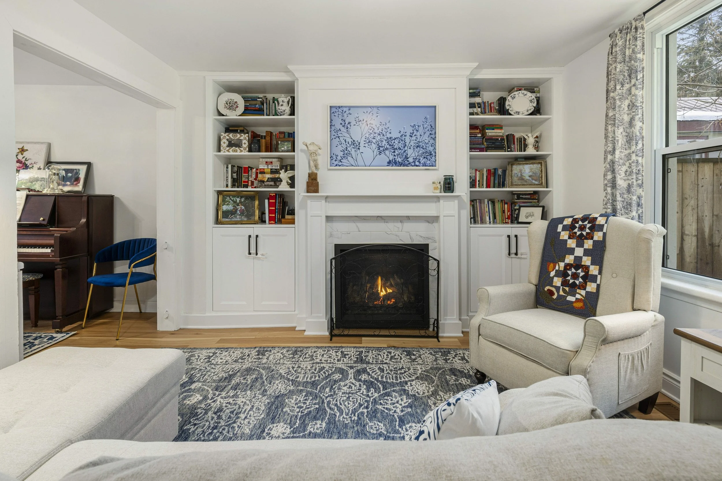 525 Bagot St - Sold! — Mark Sinnett