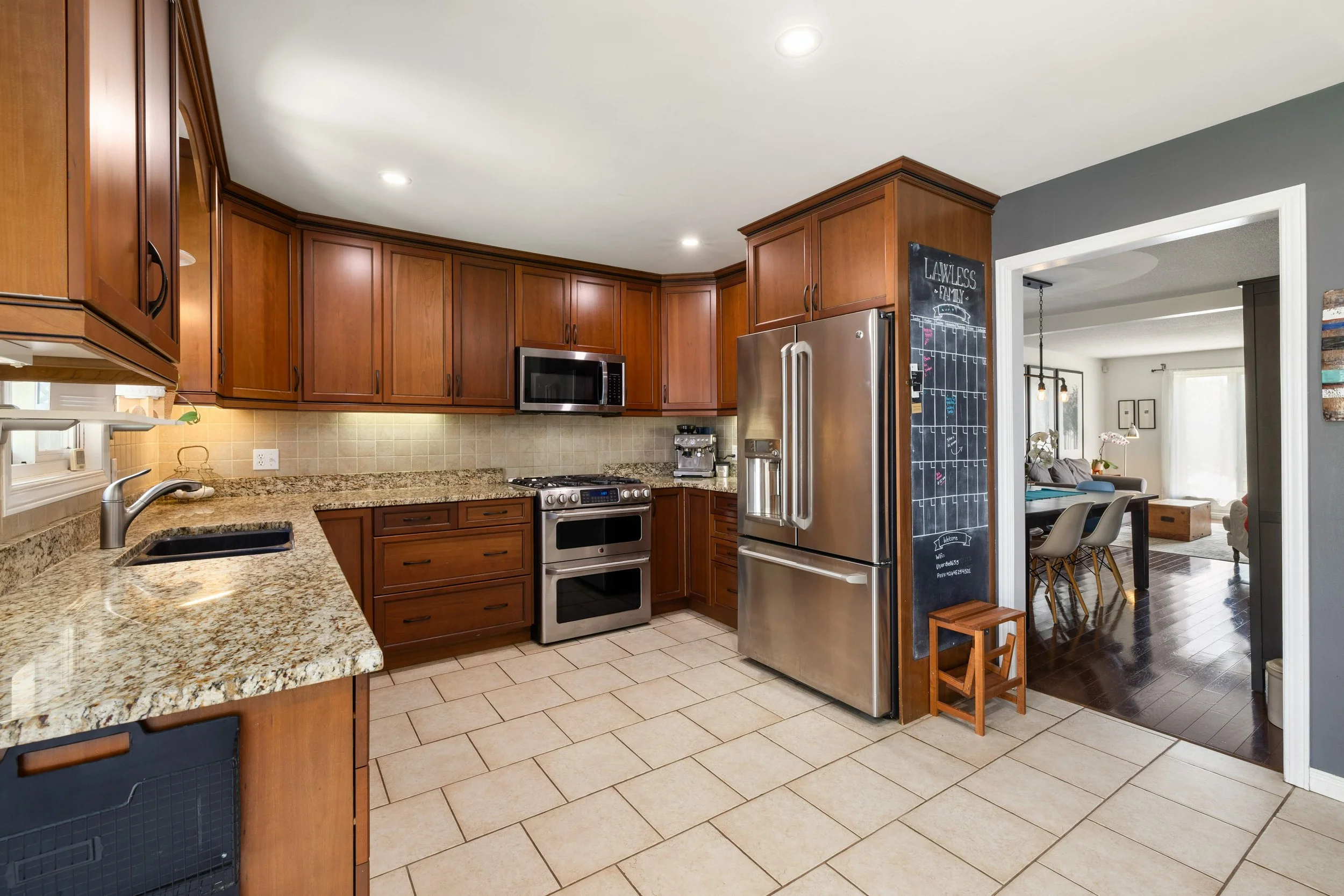 1032 Shewell Court - Sold! — Mark Sinnett