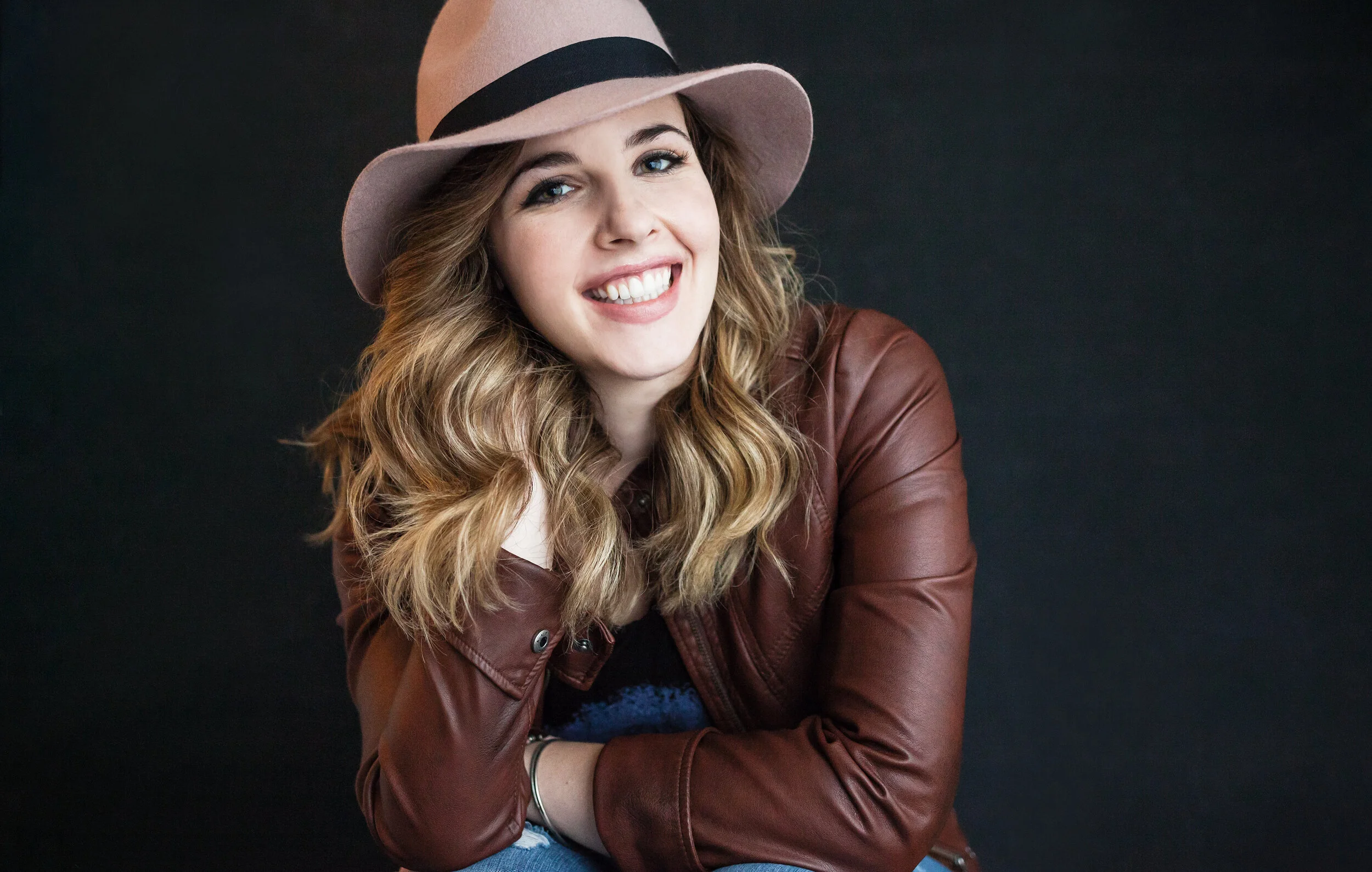 Headshots — Studio Luminoso