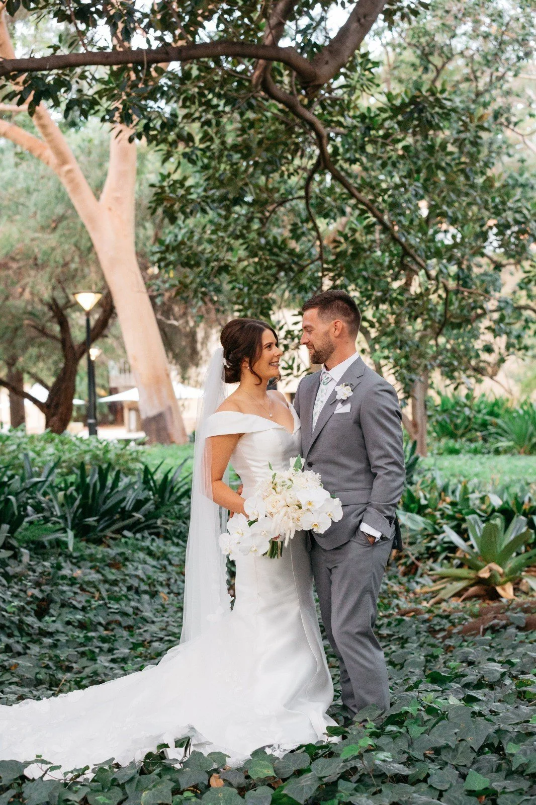 CORBIN & CASSIE | EXCLUSIVE CEREMONY & SITDOWN | MOUNTS BAY SAILING ...