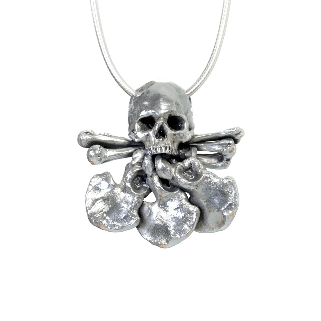 Slash Skull And Crossbones