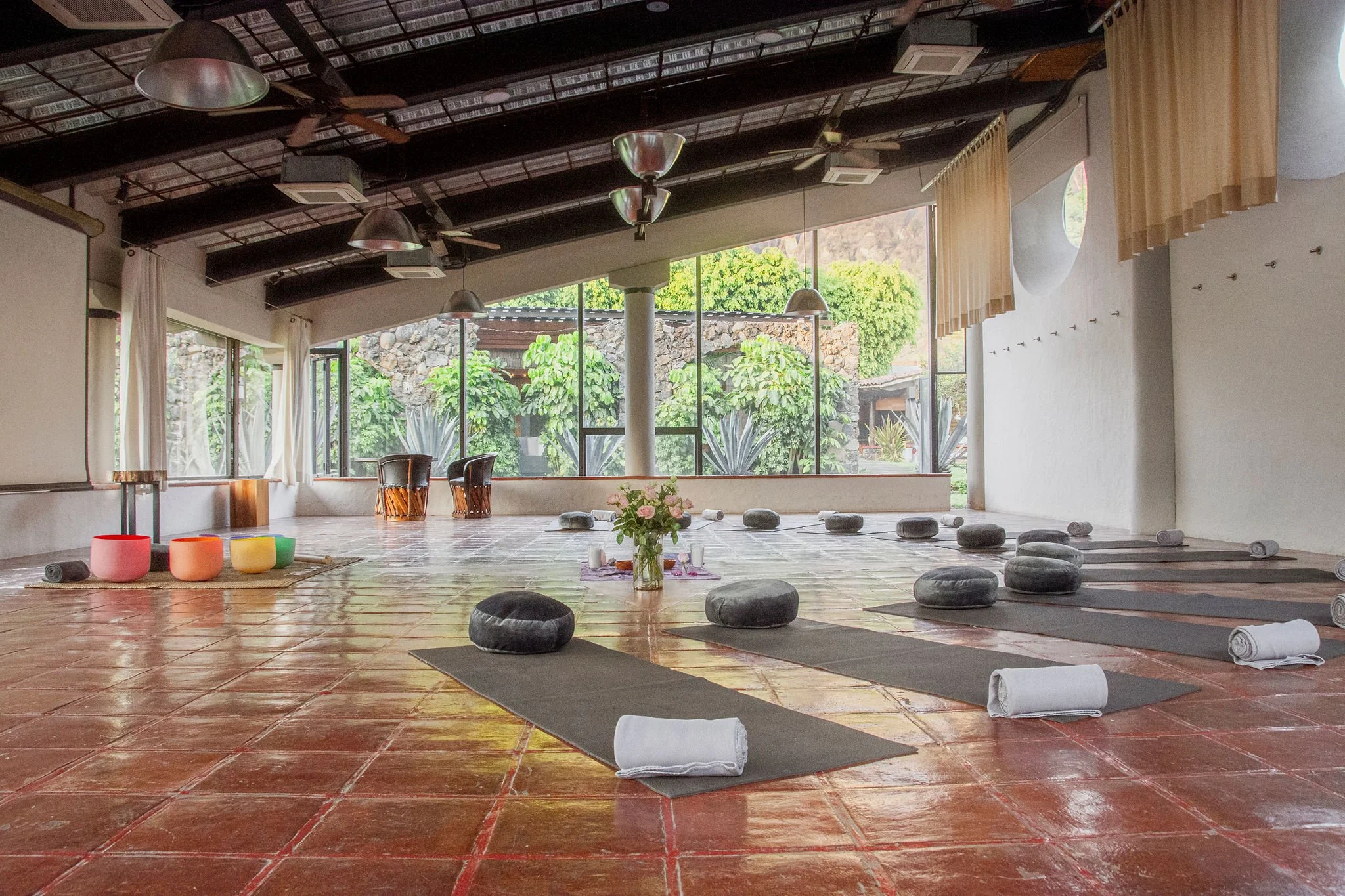 Daniela Botur | Sound Healing, Yoga, Retreats, and Events