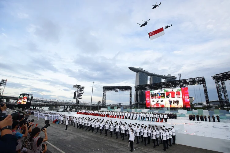 Best Spots for Singapore National Day Fireworks & Parade — Hello ...