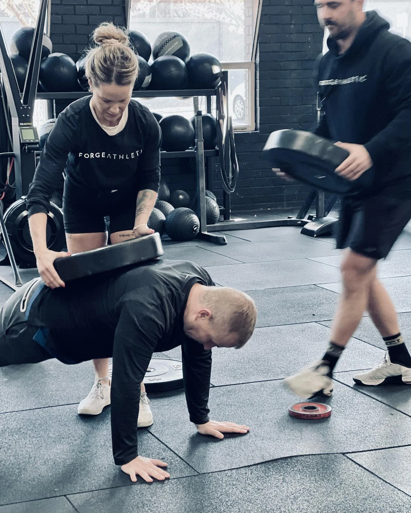 Contact — Forge Athletic