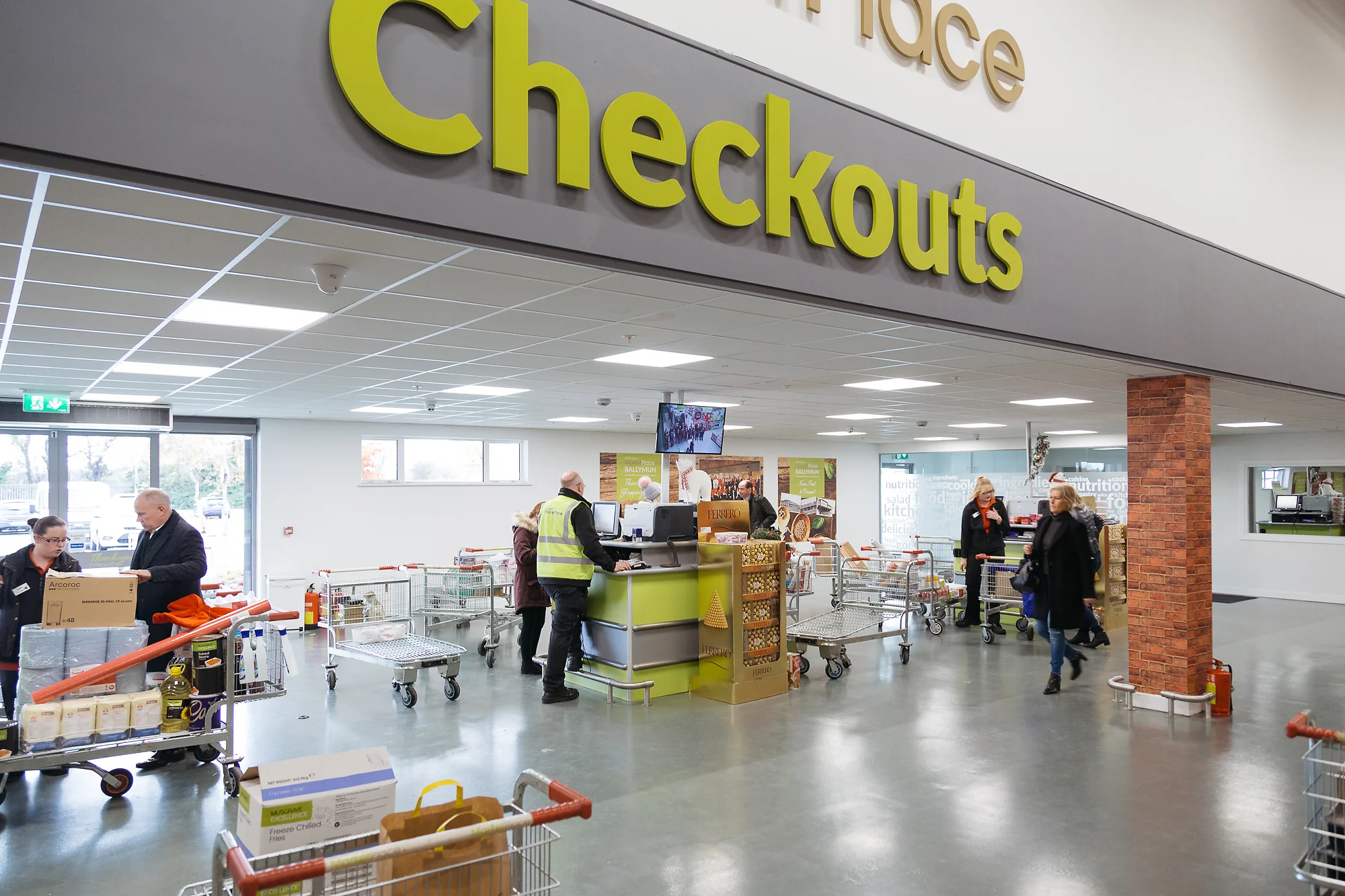 Shop Equipment Limited | Shop Equipment | Shopfitting | Shelving ...