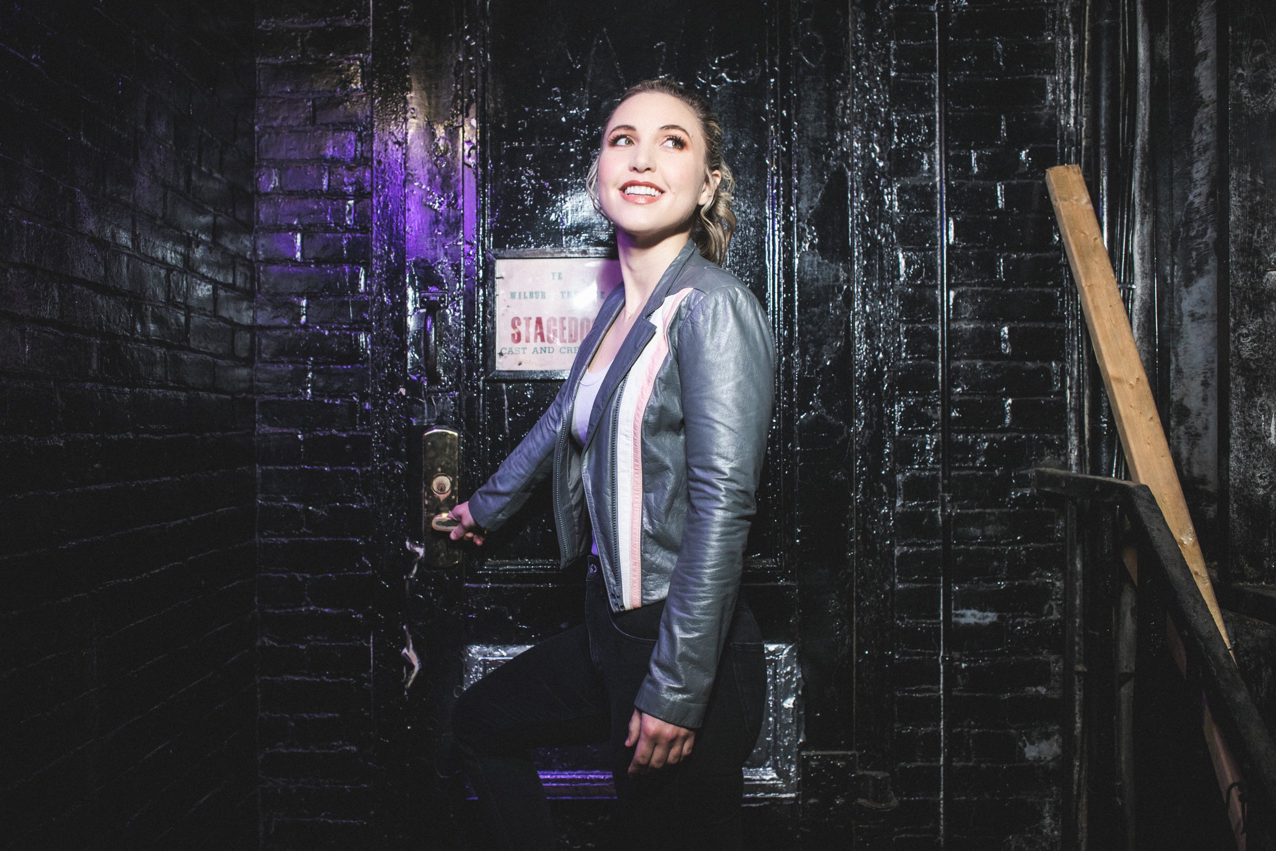 Contact — Taylor Tomlinson