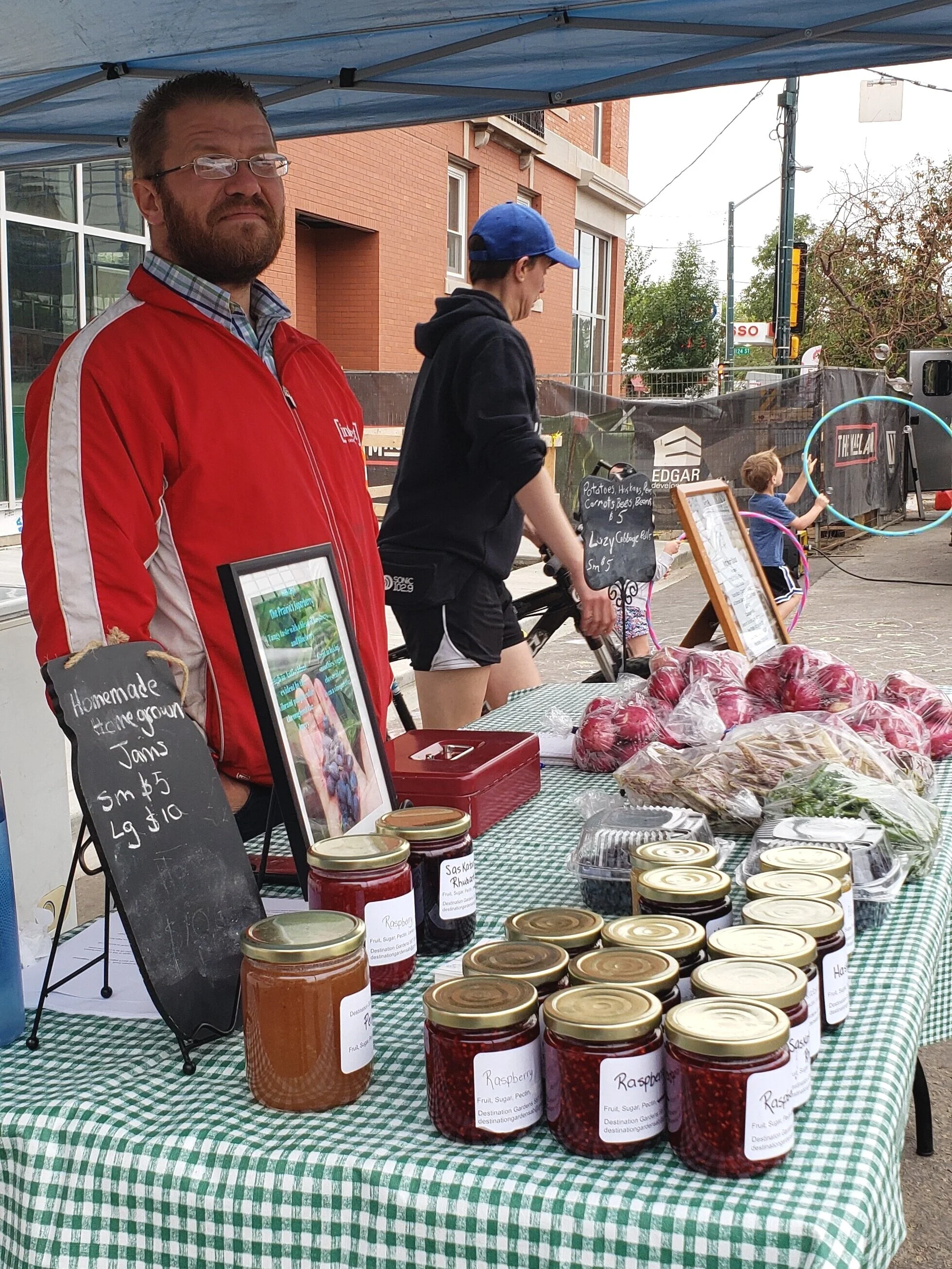SUNDAY MARKET — 124 Grand Market Edmonton