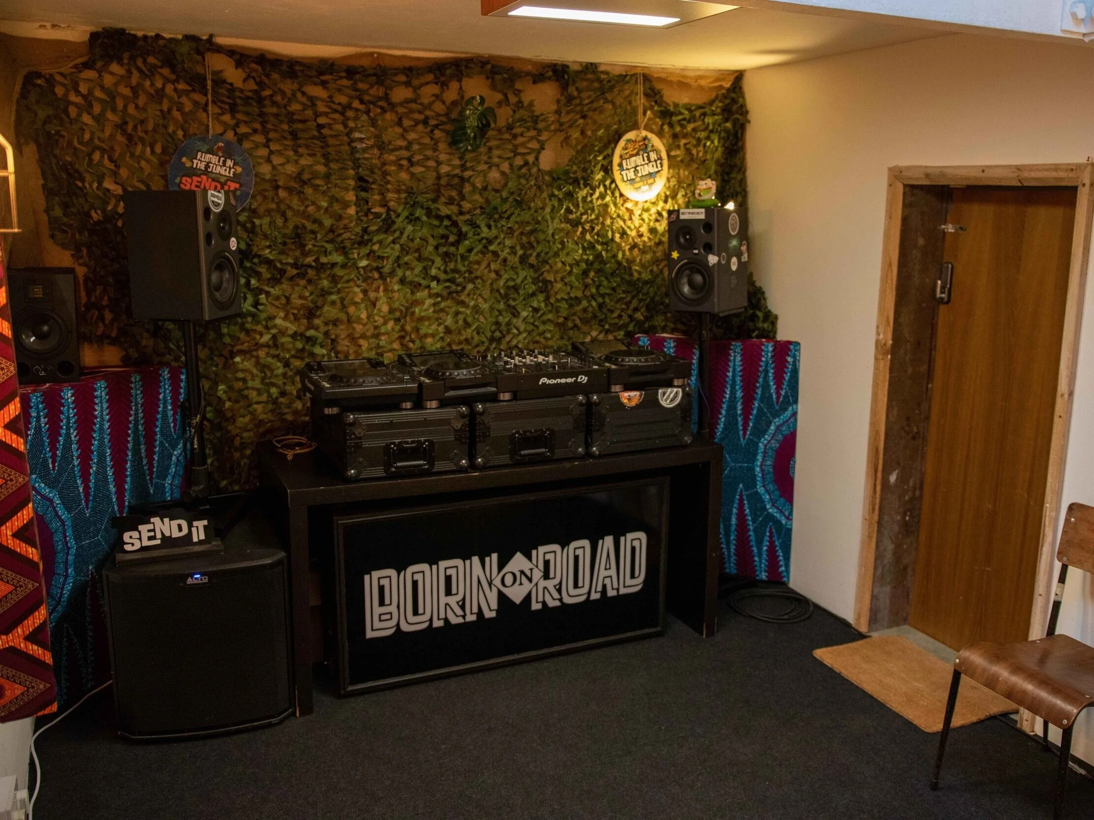 Jam Jar Studio — The Jam Jar