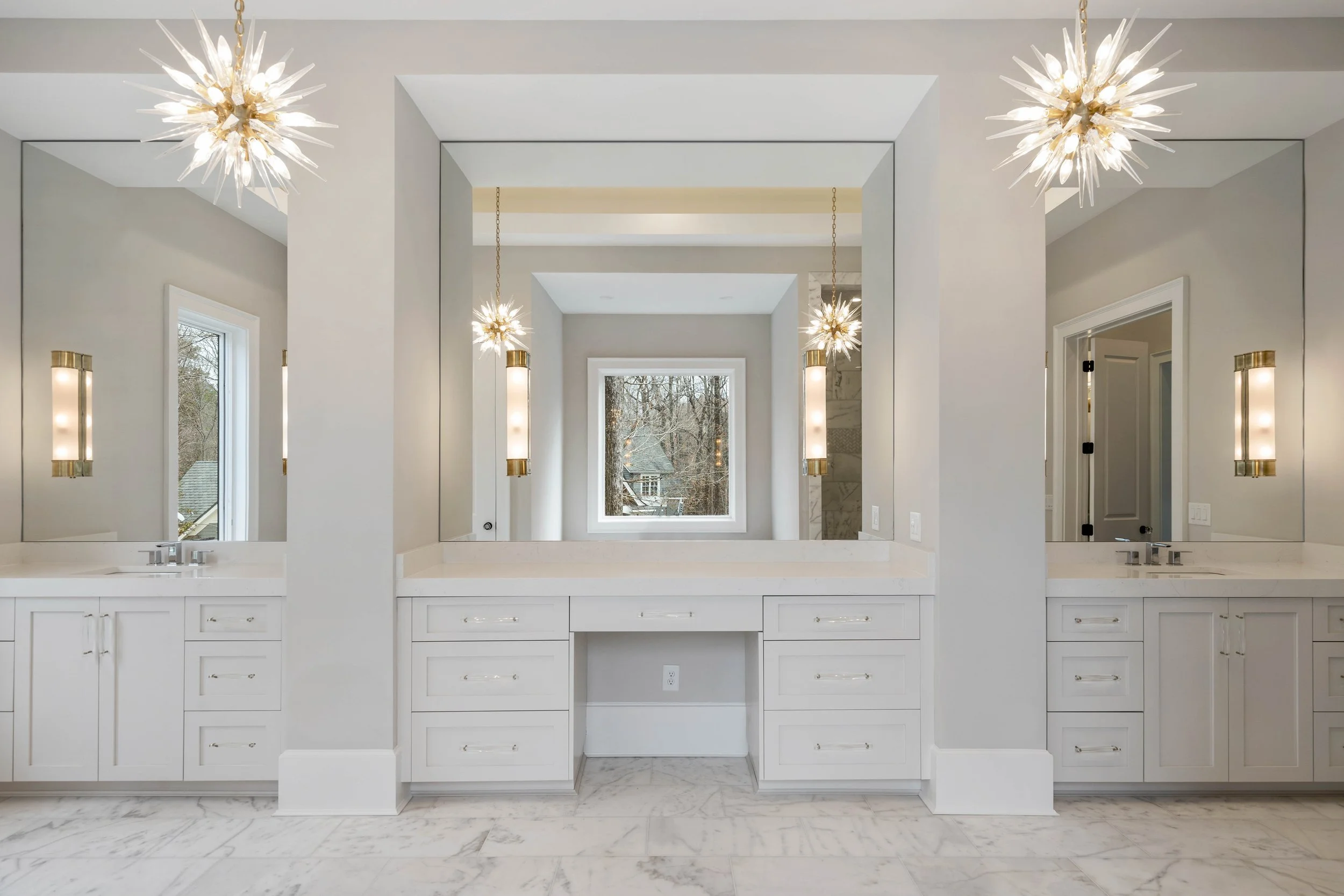 Luxury Home Design | Owners Bathrooms Gallery