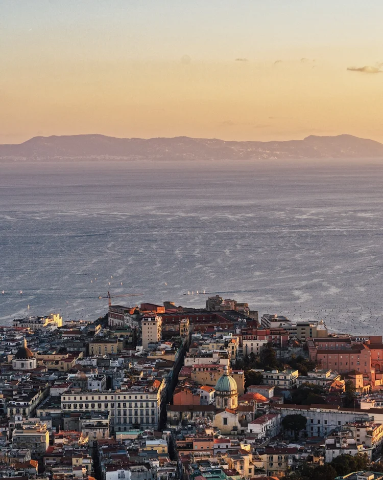 5 X Reasons To Visit Naples, Italy!