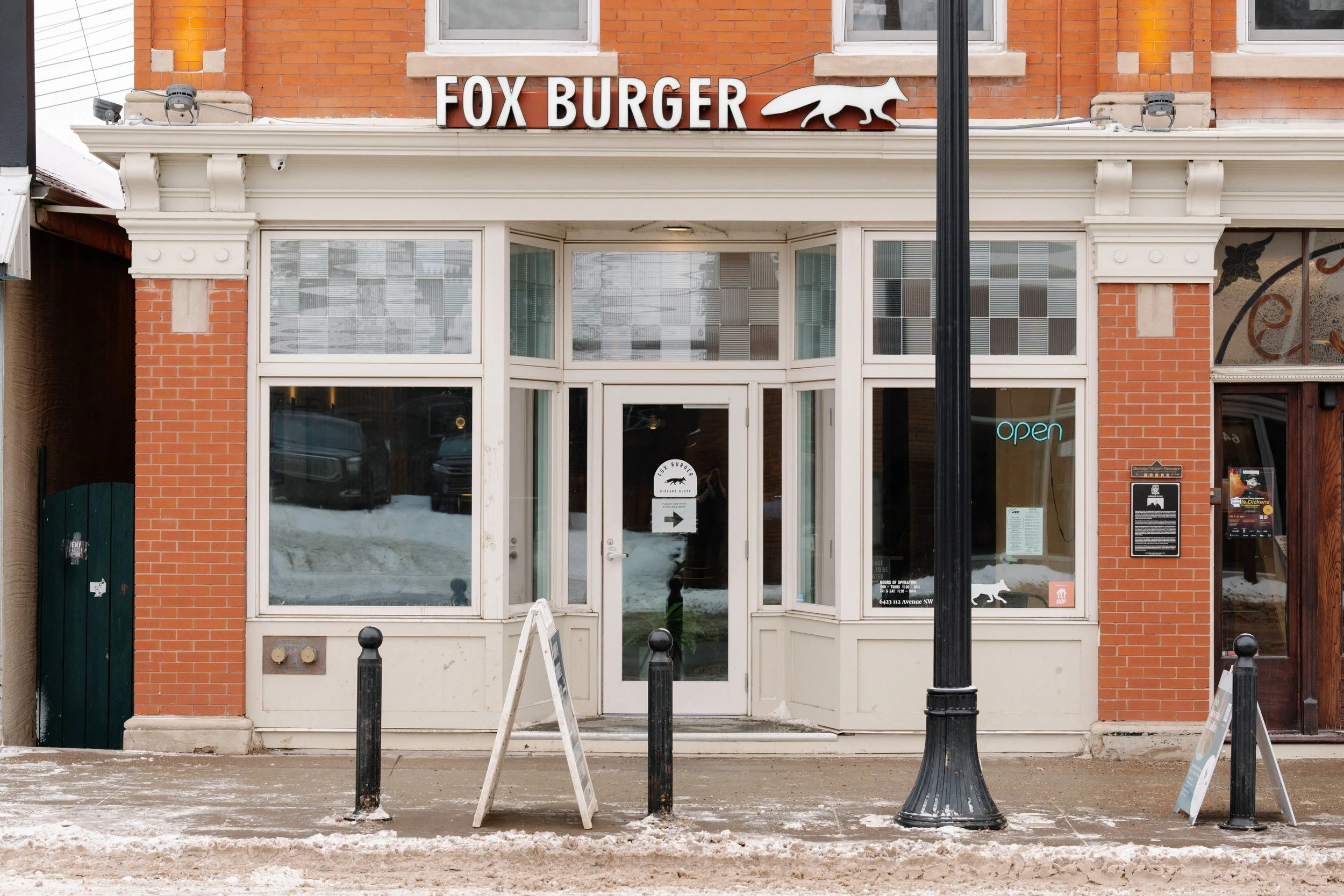 Locations — FOX BURGER