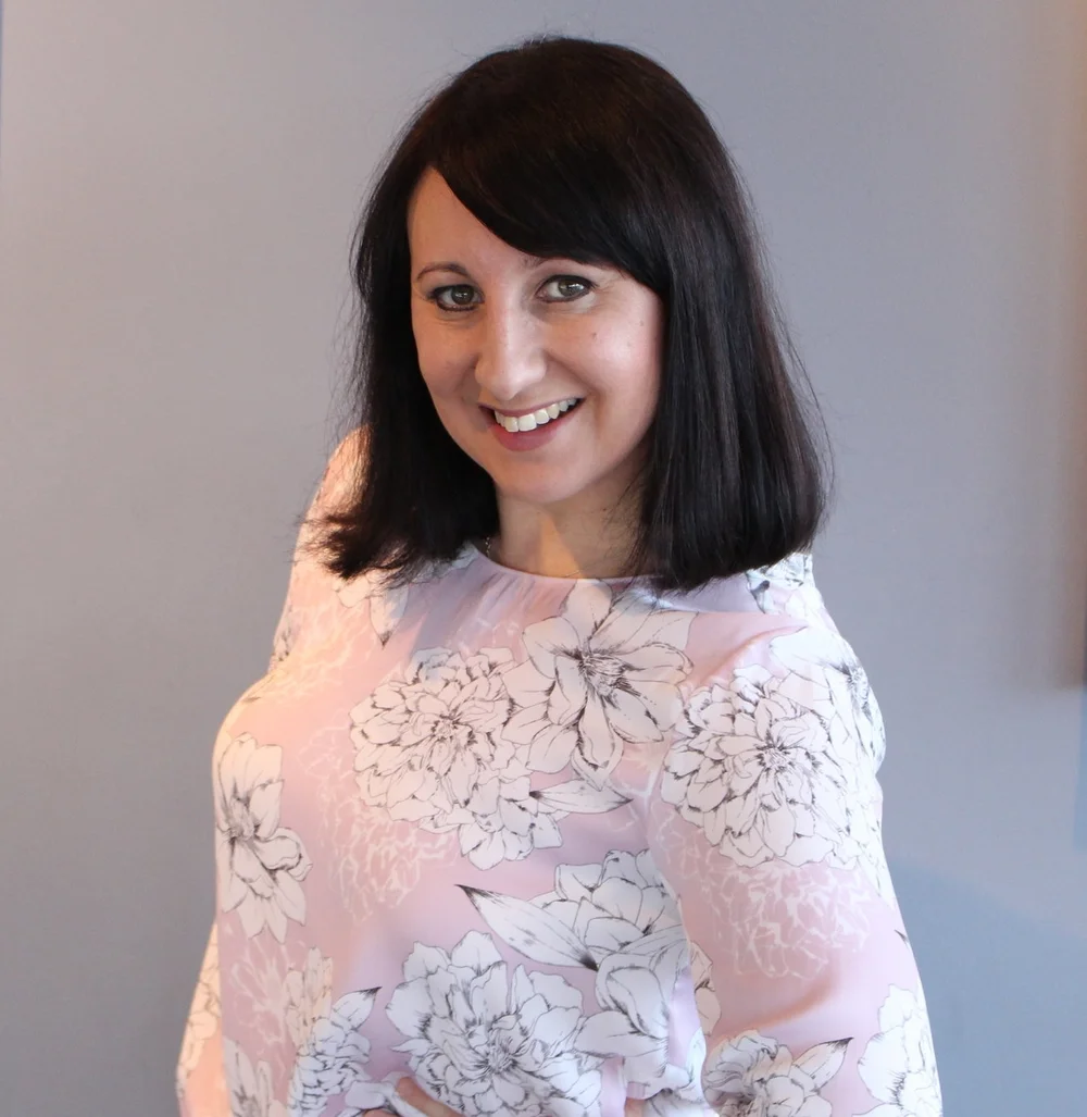 Salsa Classes — Karina Schembri Dance