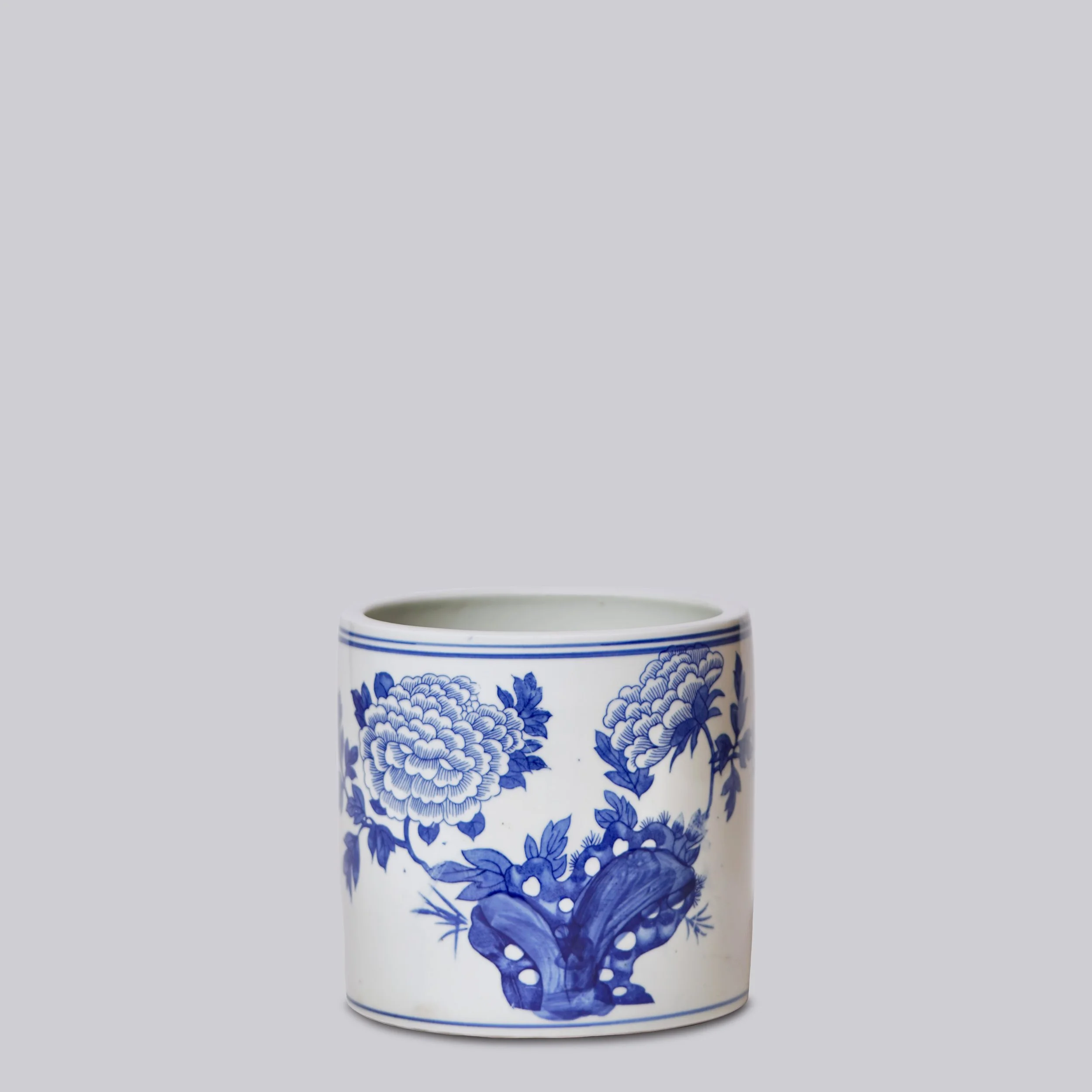 SMALL PEONY PORCELAIN CACHEPOT (C502) — COBALT GUILD