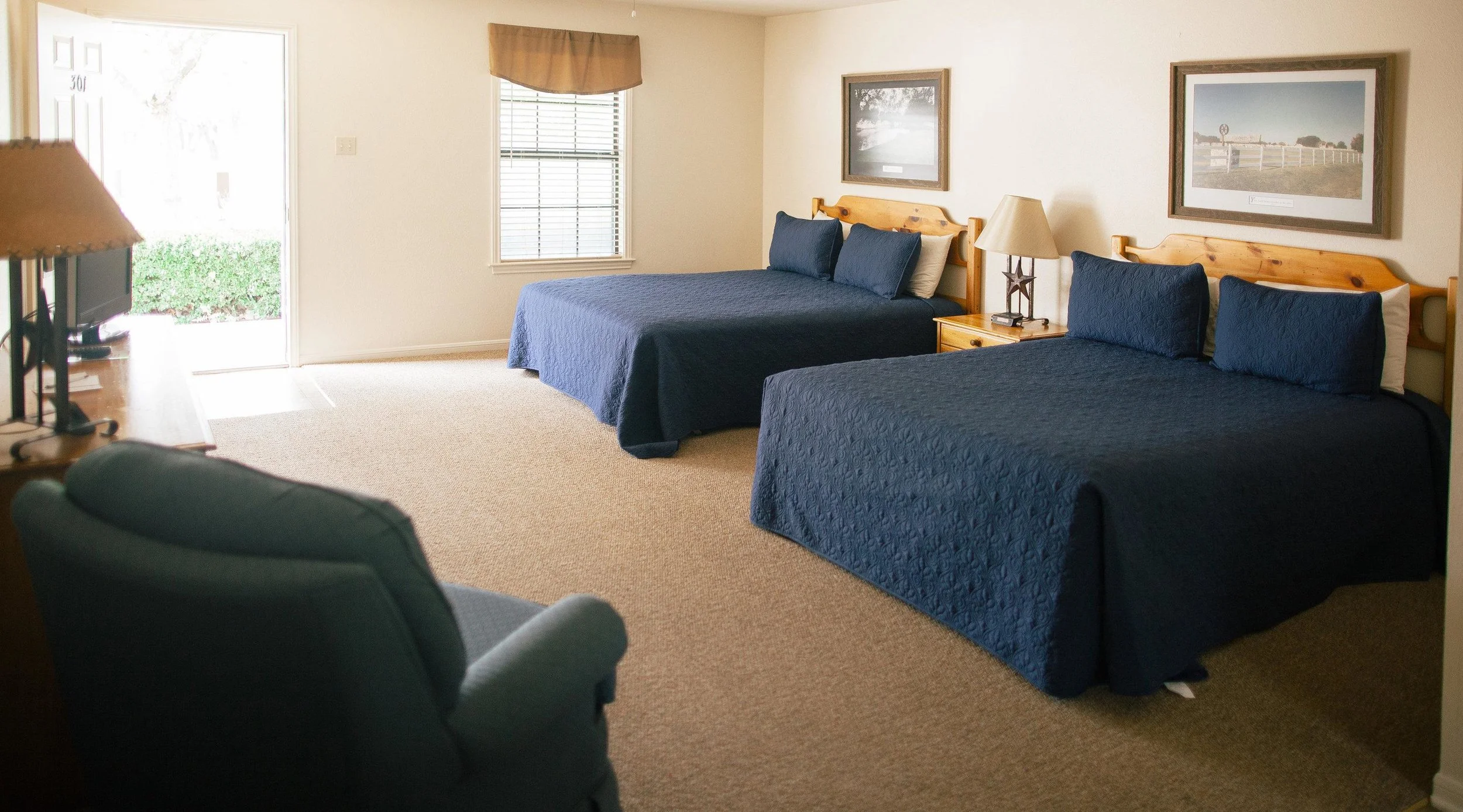 Individual Suites — Summers Mill