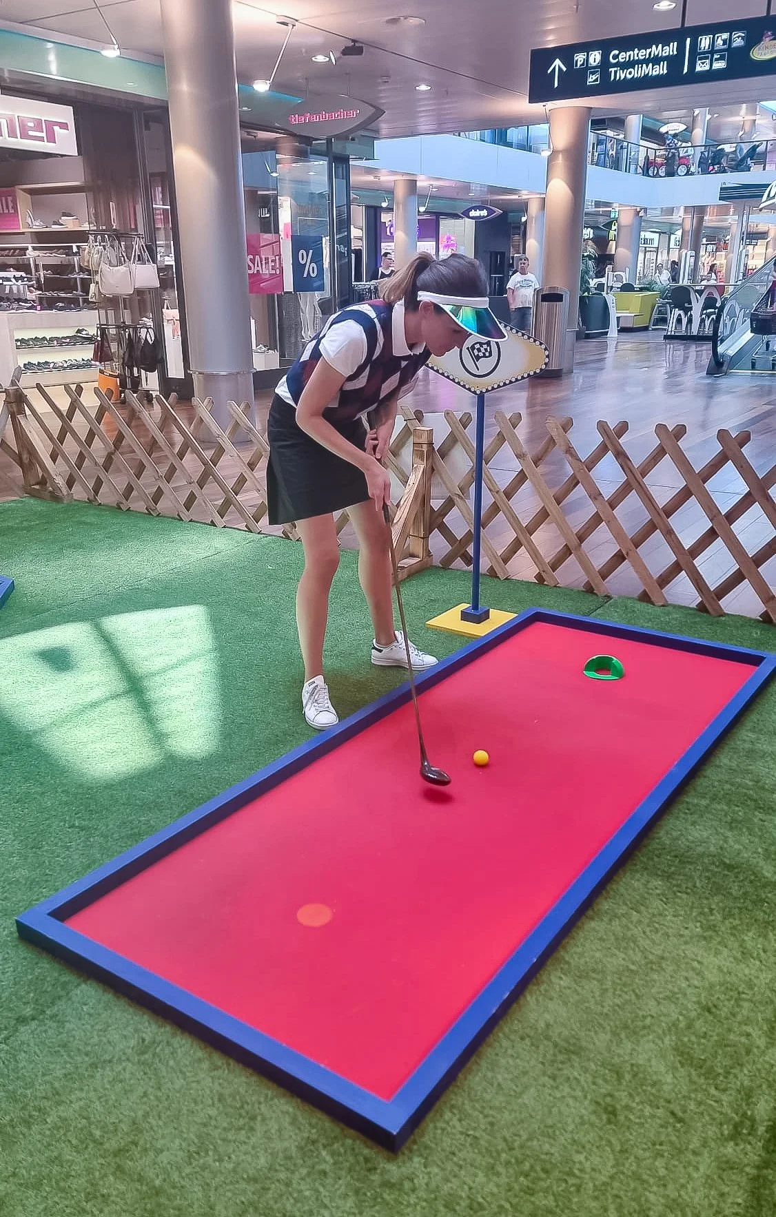 Minigolf im Shoppi Tivoli — Hotz'n'plotz Entertainment