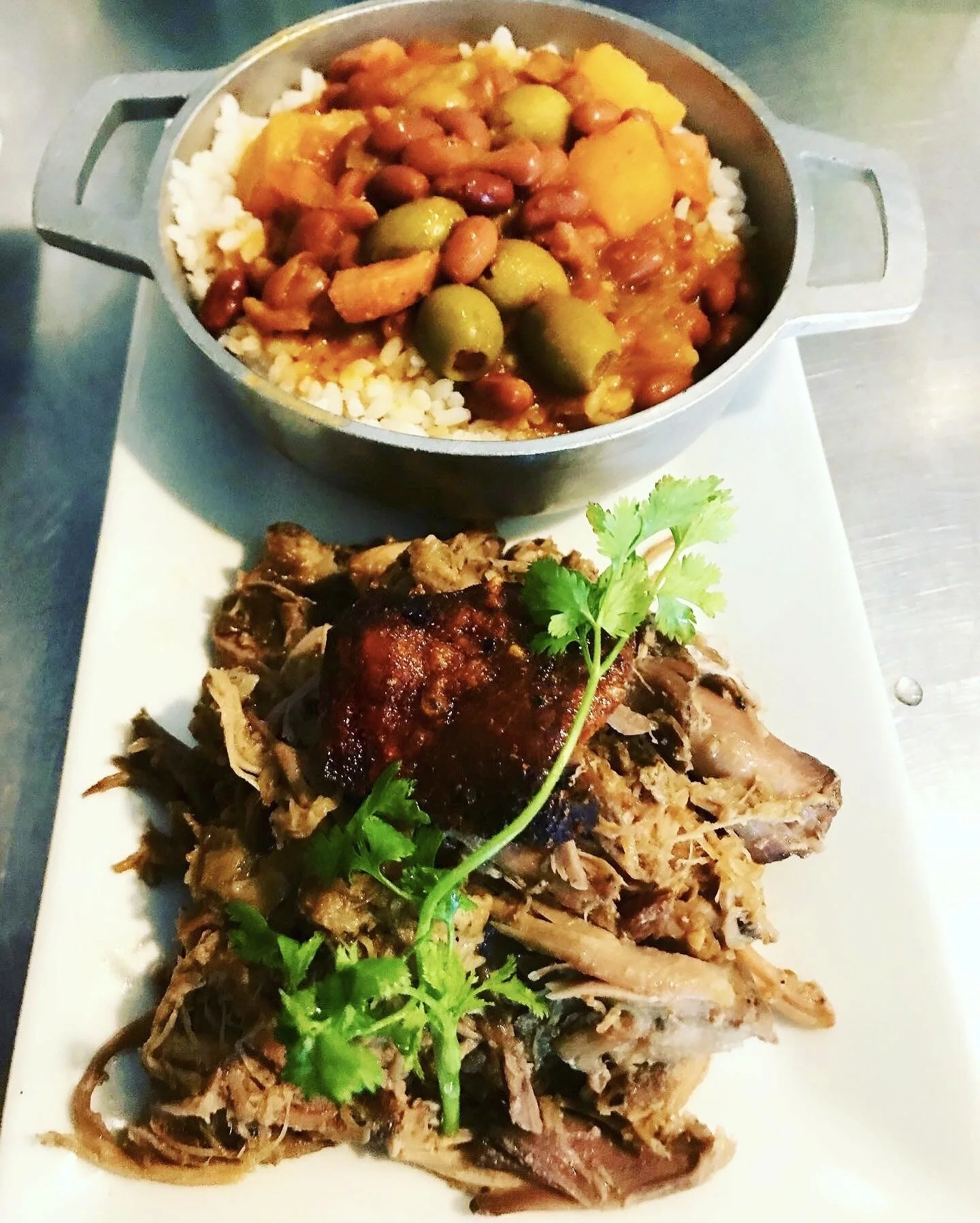 View Our Menu — Cafe Con Leche