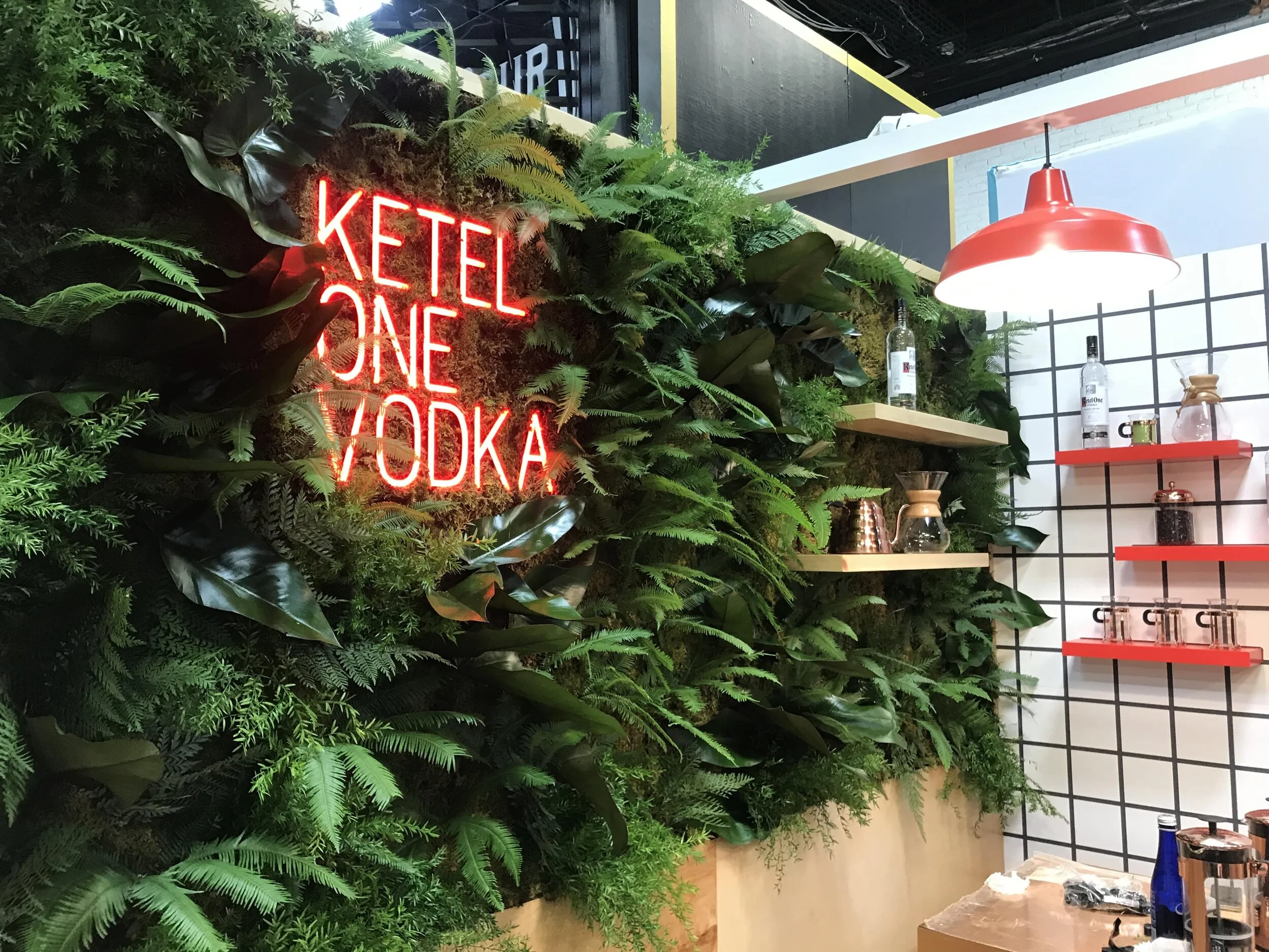 Greenery Walls | B Floral