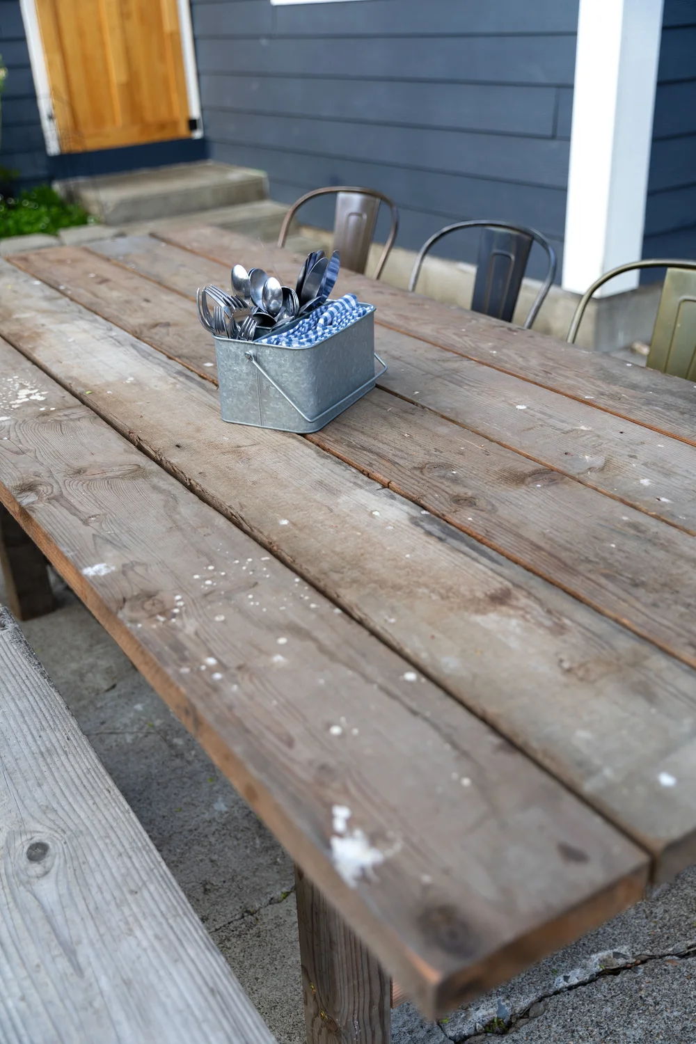 A Handmade Table For Nana's Patio (Just in Time for Mother's Day ...