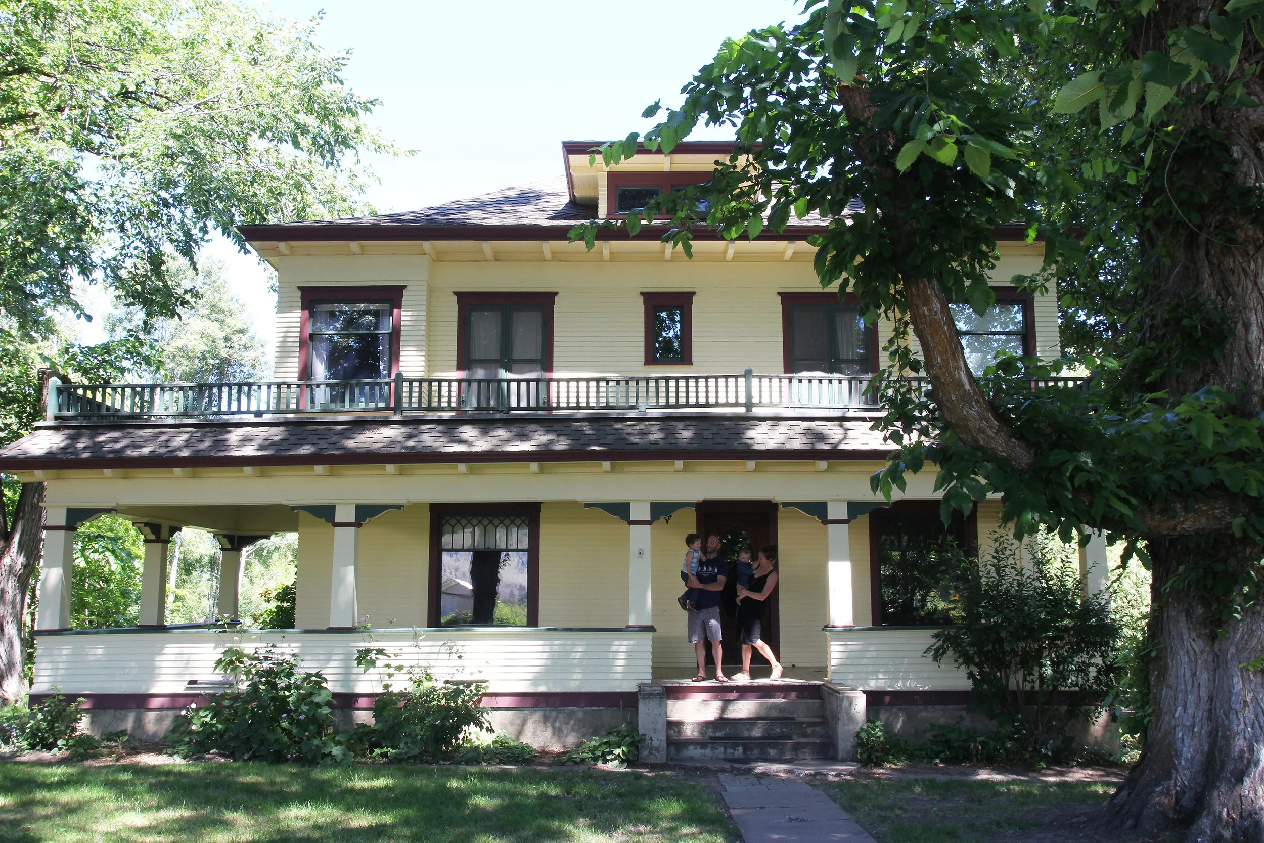 Happy 110th Birthday, Farmhouse! — The Grit and Polish
