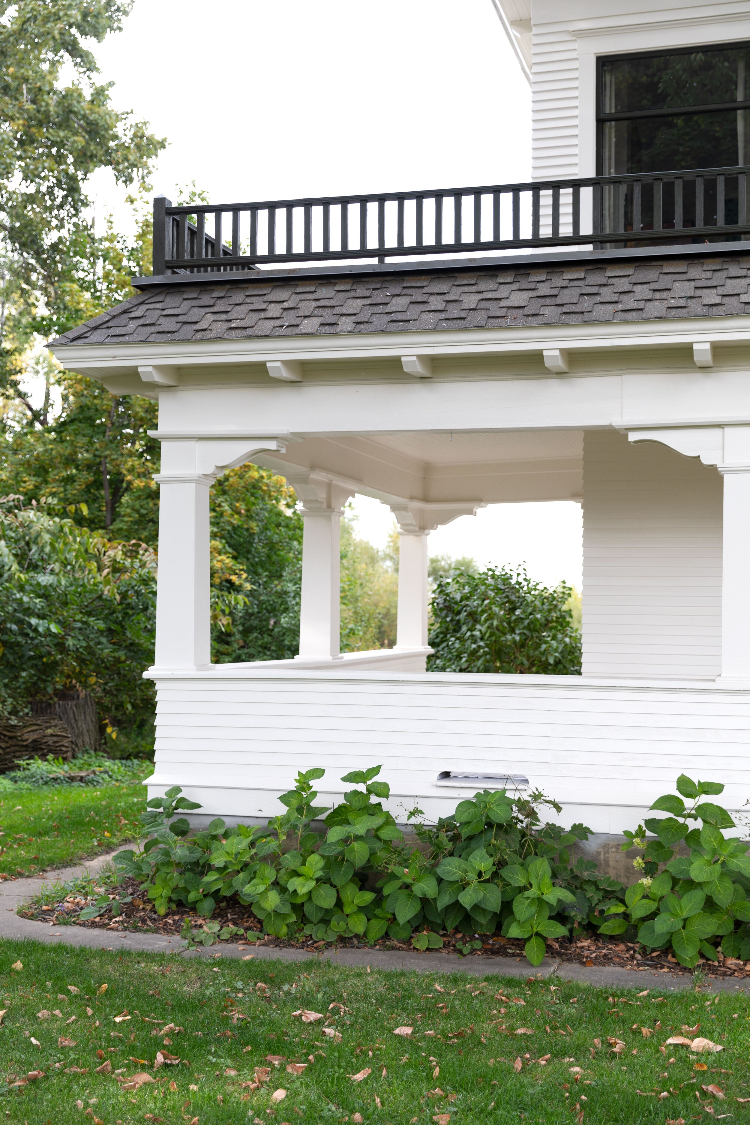 The Farmhouse is White! — The Grit and Polish
