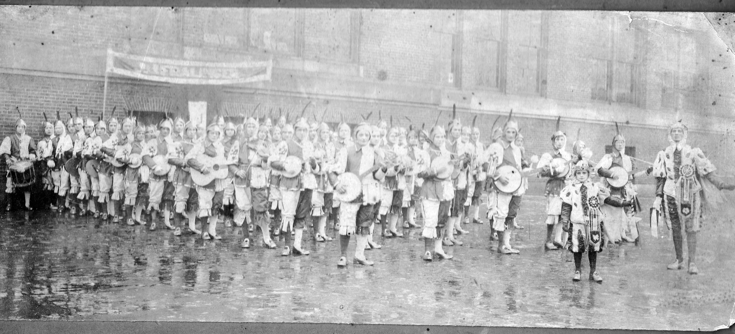 Our History — Fralinger String Band