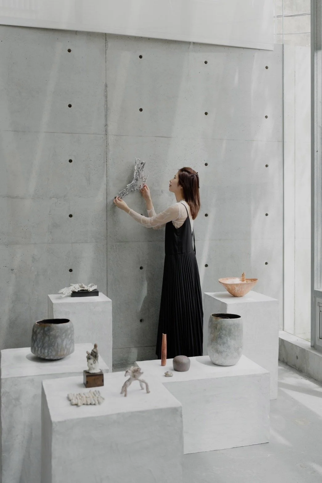 靜謐之器，感知之形 — 藝術家王怡方 Evon Wang 透過作品，捕捉情緒的細微波動與生活的內在溫度 — Hey!Cheese