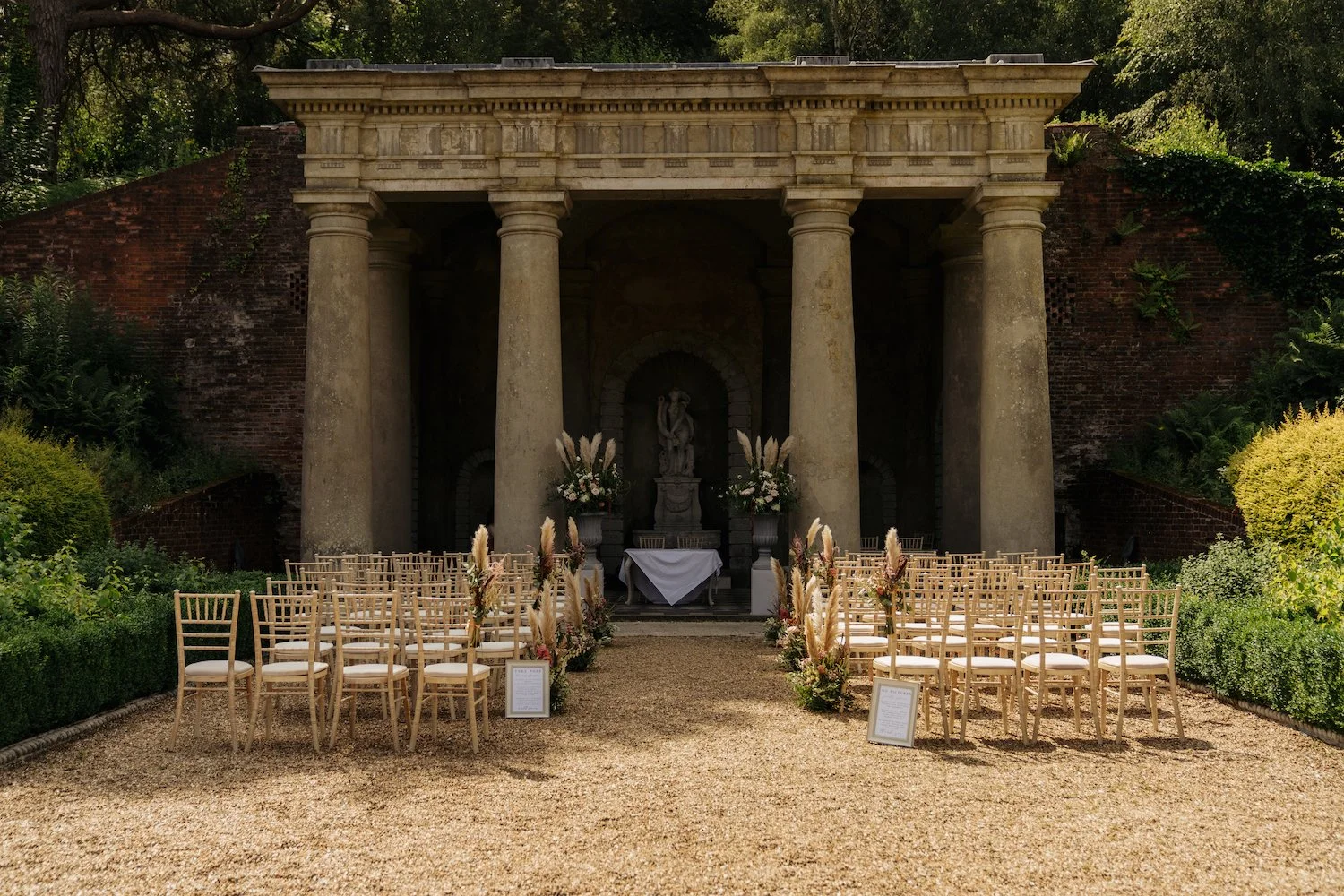 Summer wedding Wotton House Surrey — Botanika Floral Styling