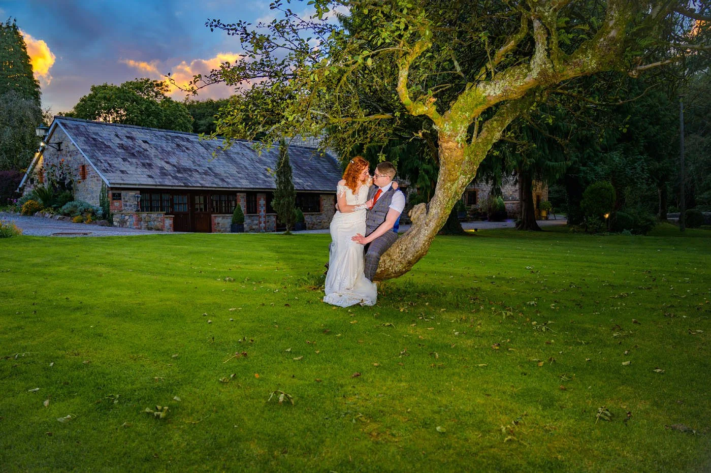 Cardiff Wedding Photographer | Carl Woodward Photography