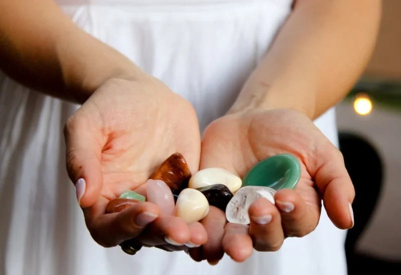 35 Stones for Travel | The Best Crystals for Travelling [2021] — What's ...