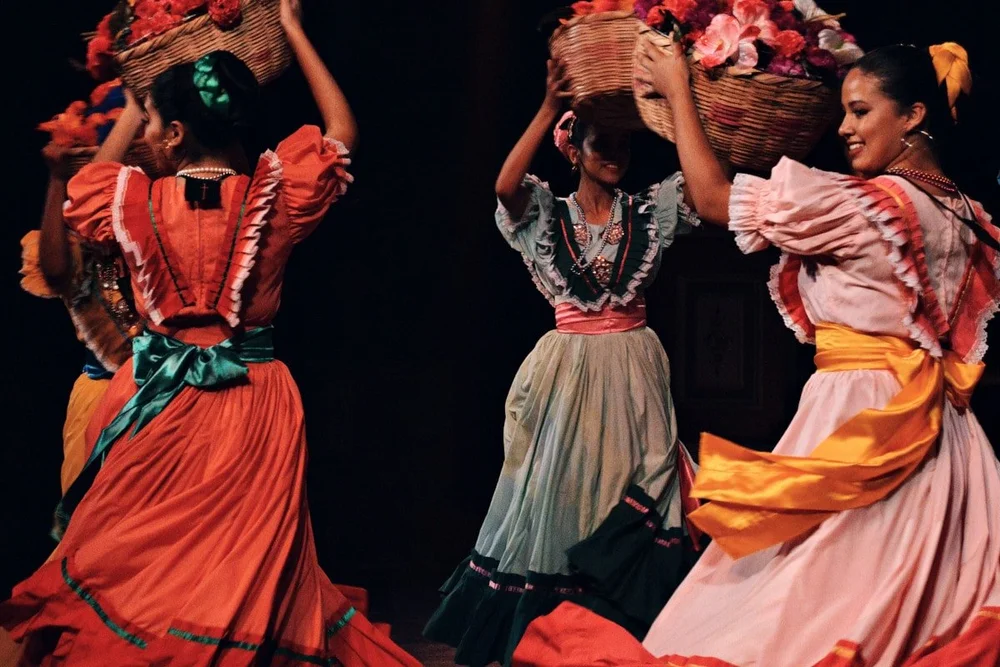 A Complete Guide to Dancing in Spain [7 Spanish Dances] — What's Danny ...