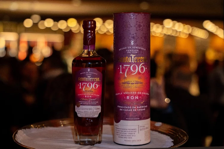 Ron santa Teresa 1796 sigue innovando y presenta su versión con cacao ...