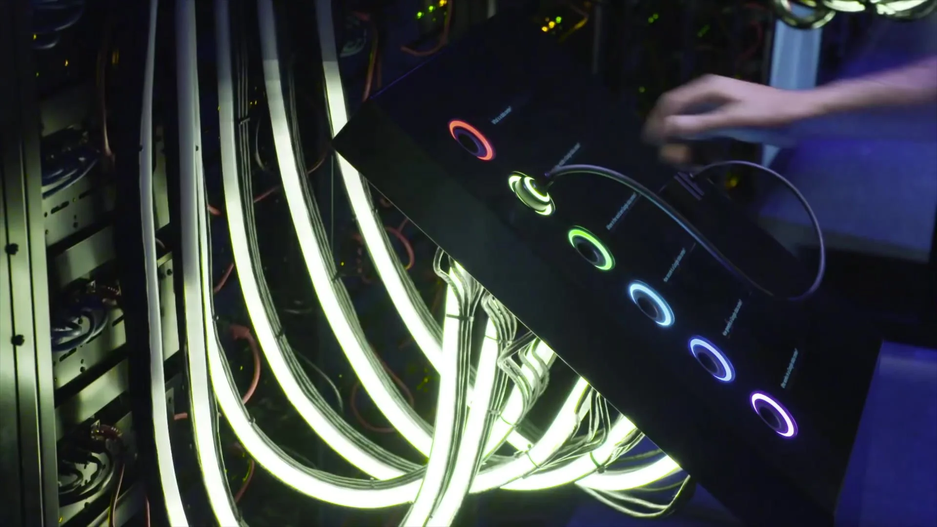 Deeplocal – Creative Technology & Experience Design